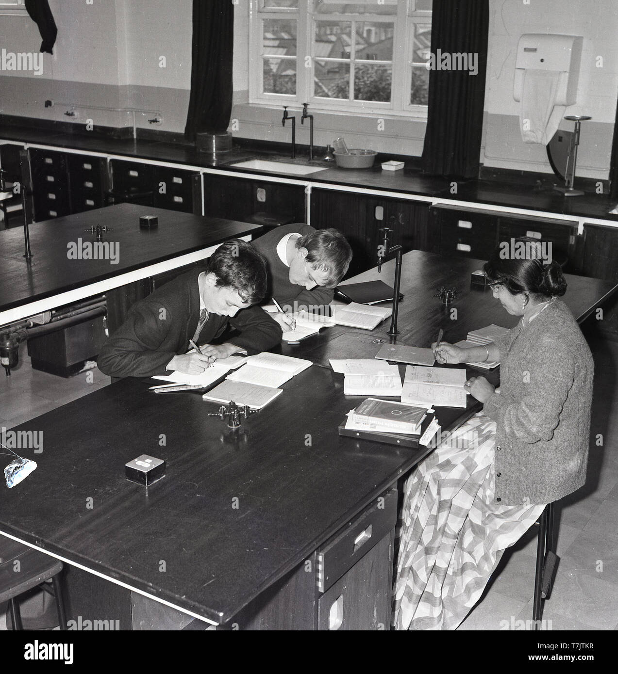 1960s classroom uk hi-res stock photography and images - Alamy