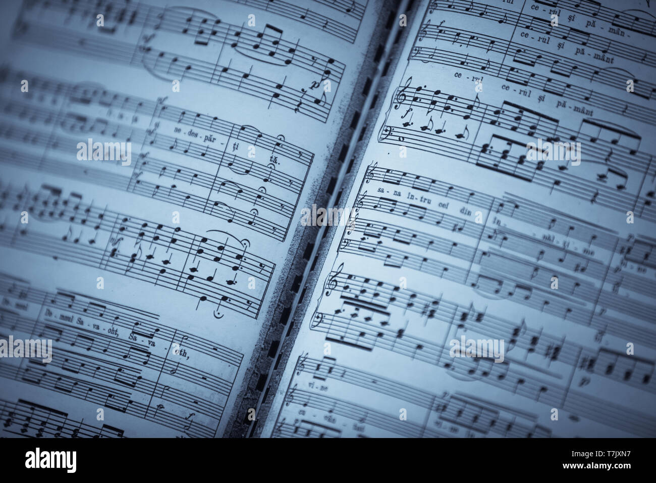 Close up shot sheet music hi-res stock photography and images - Alamy