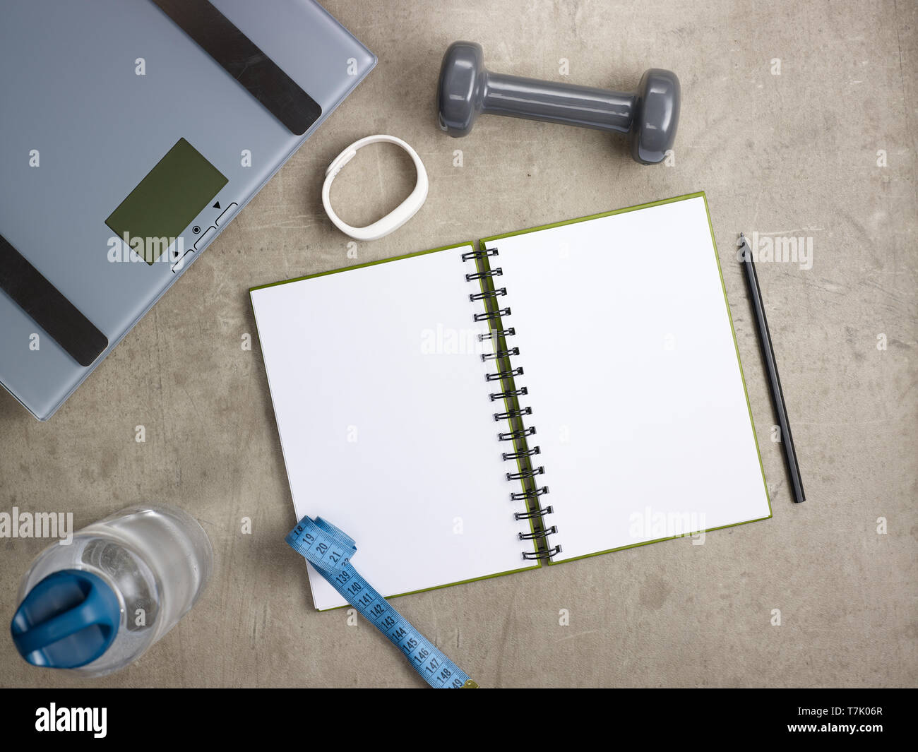 Muscles tape measure hi-res stock photography and images - Alamy