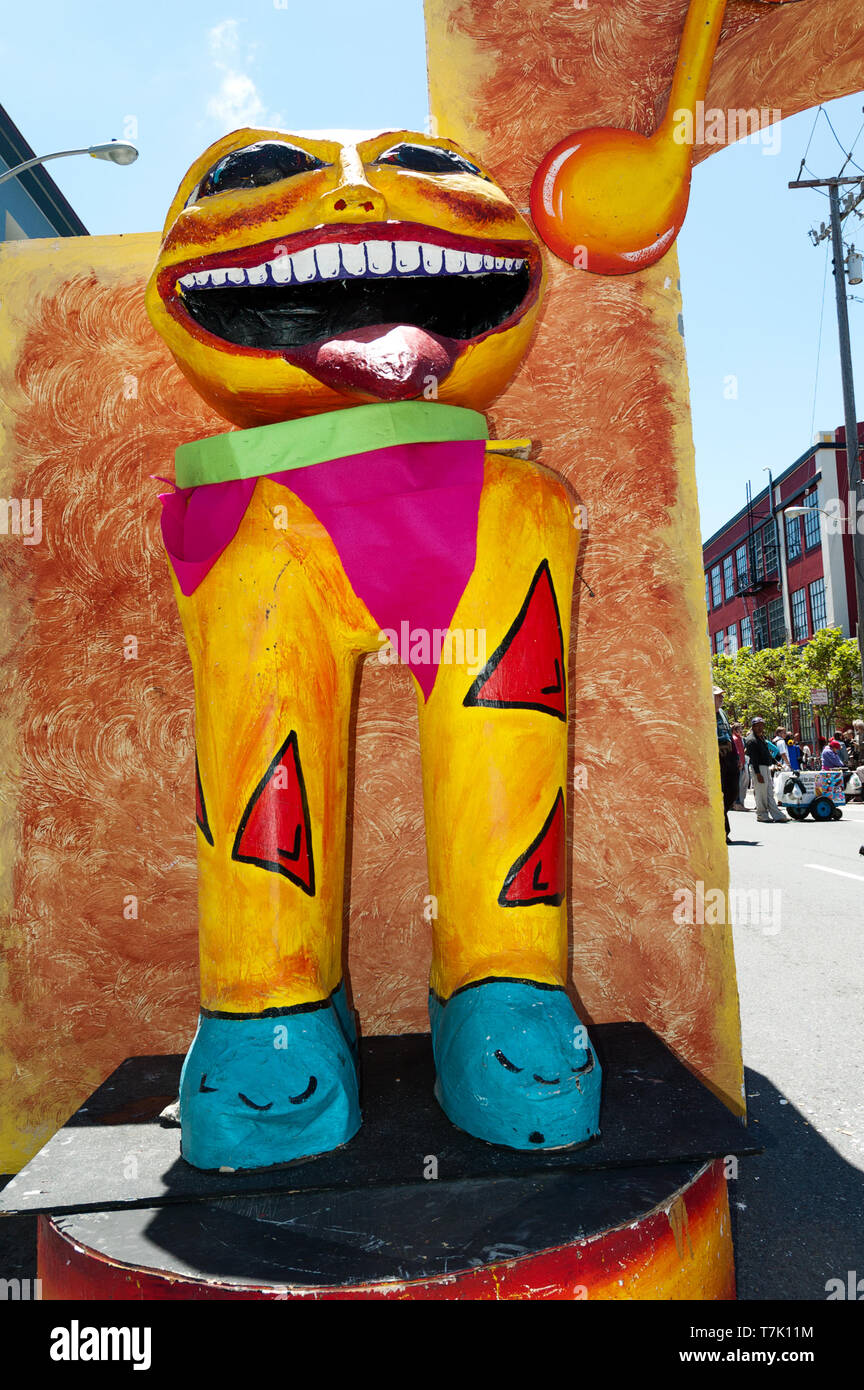 Giant carnival character hi-res stock photography and images - Alamy