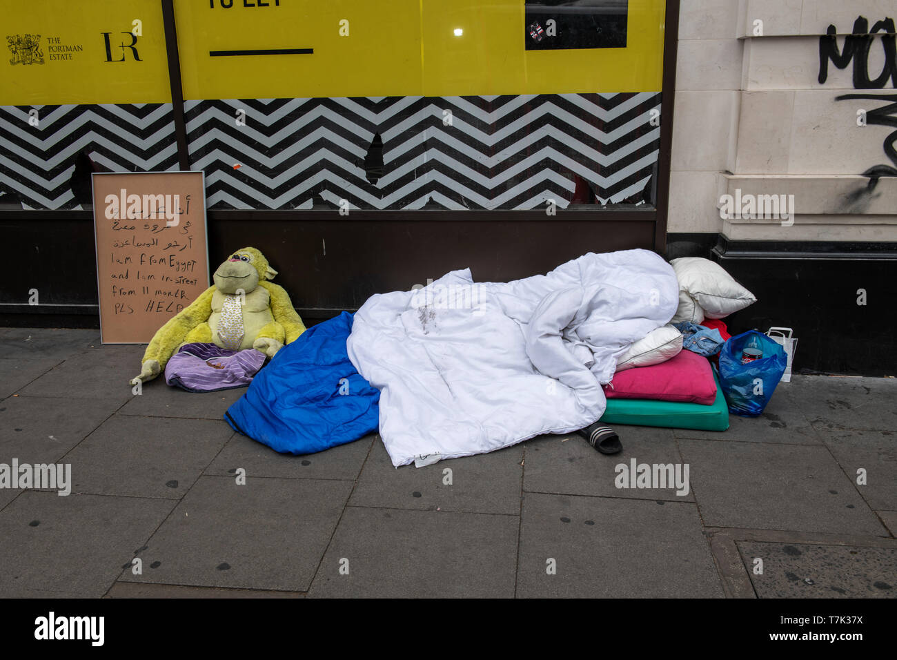 London UK homeless Stock Photo - Alamy