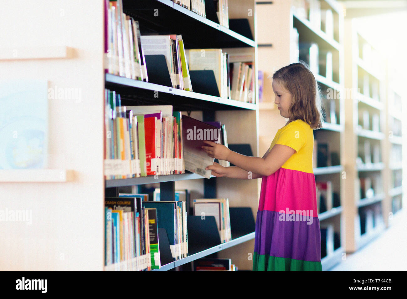 Library for kids hi-res stock photography and images - Alamy