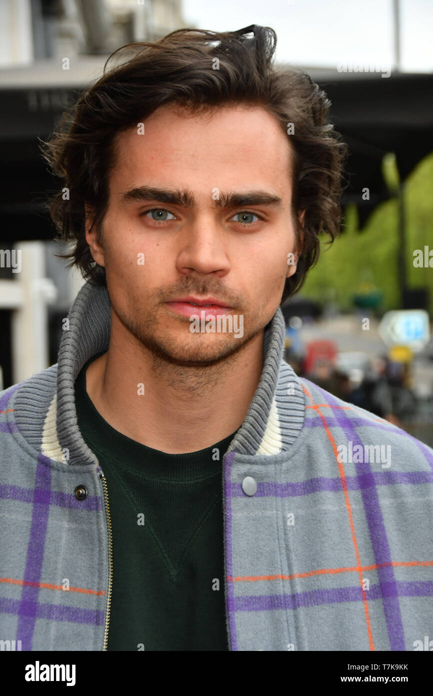 Liz brewer hi-res stock photography and images - Alamy