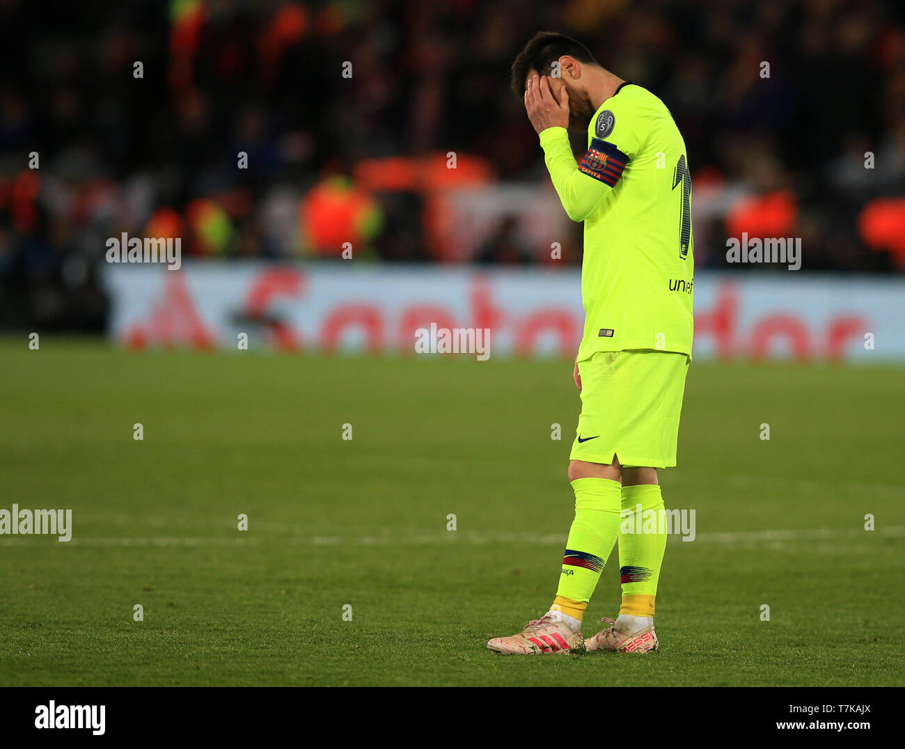 Messi anfield 2019 hi-res stock photography and images - Alamy