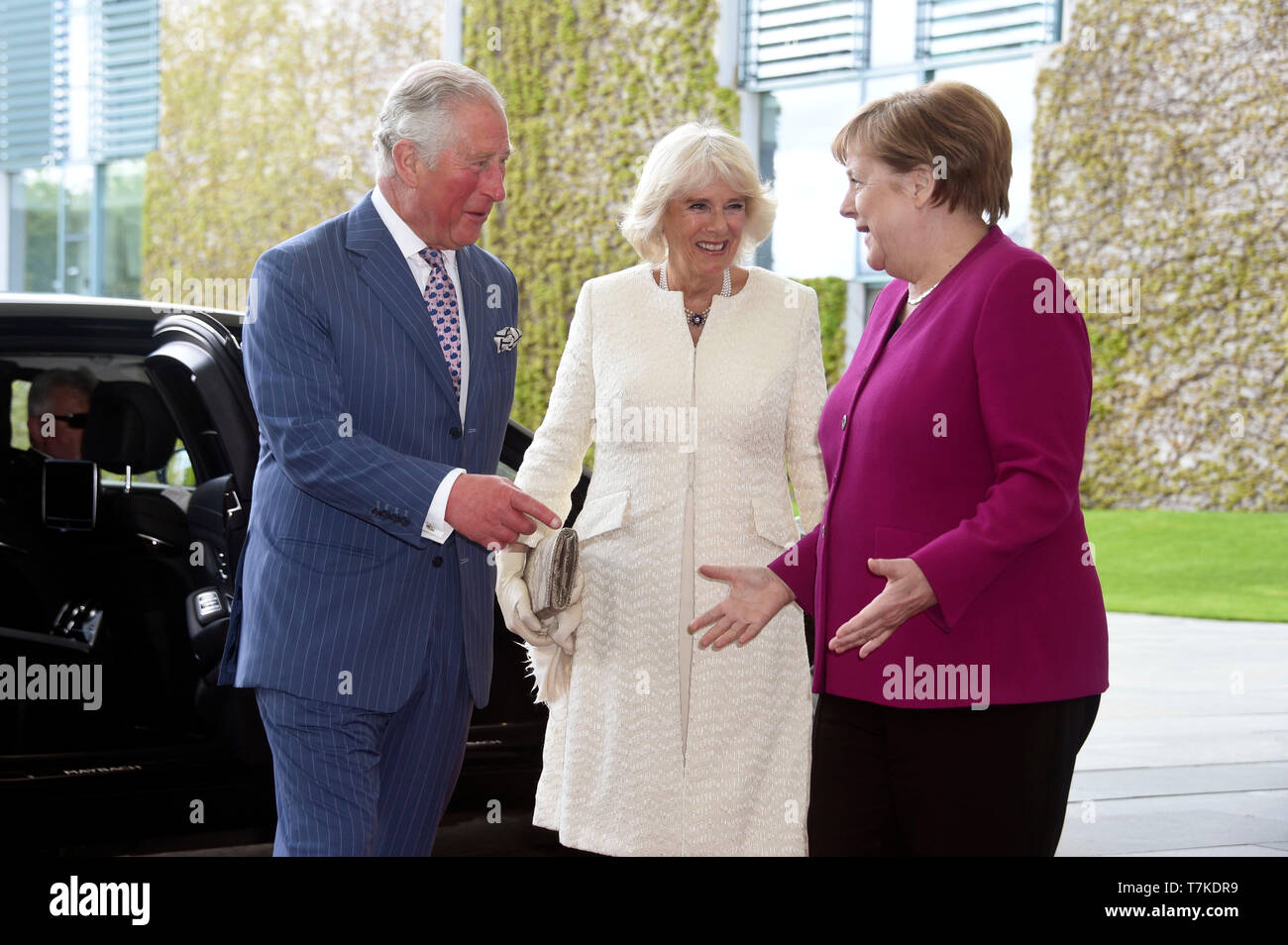 Berlin, Germany. 7th May 2019. German Chancellor Angela Merkel welcomes ...
