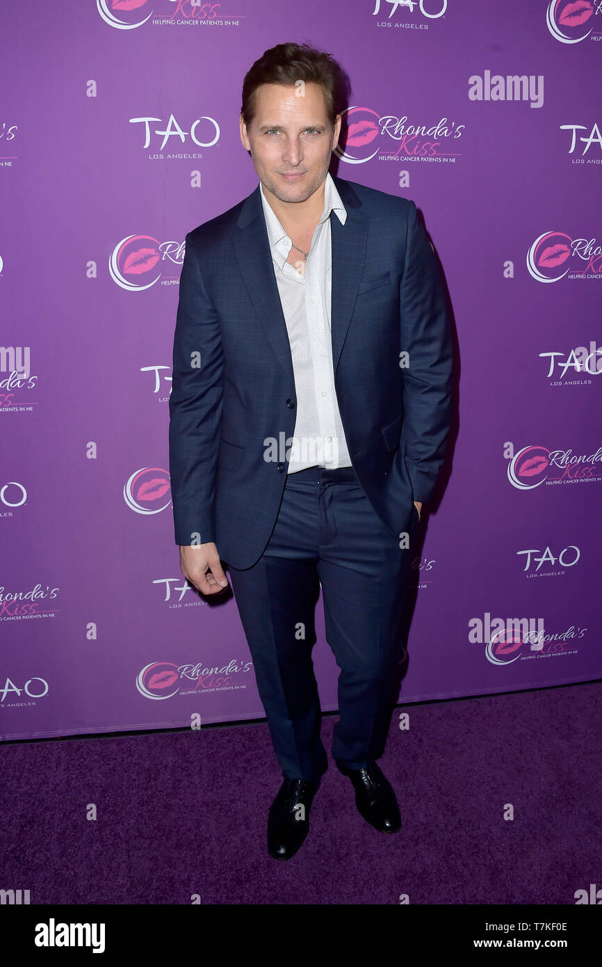 Maxwell lord in supergirl hi-res stock photography and images - Alamy