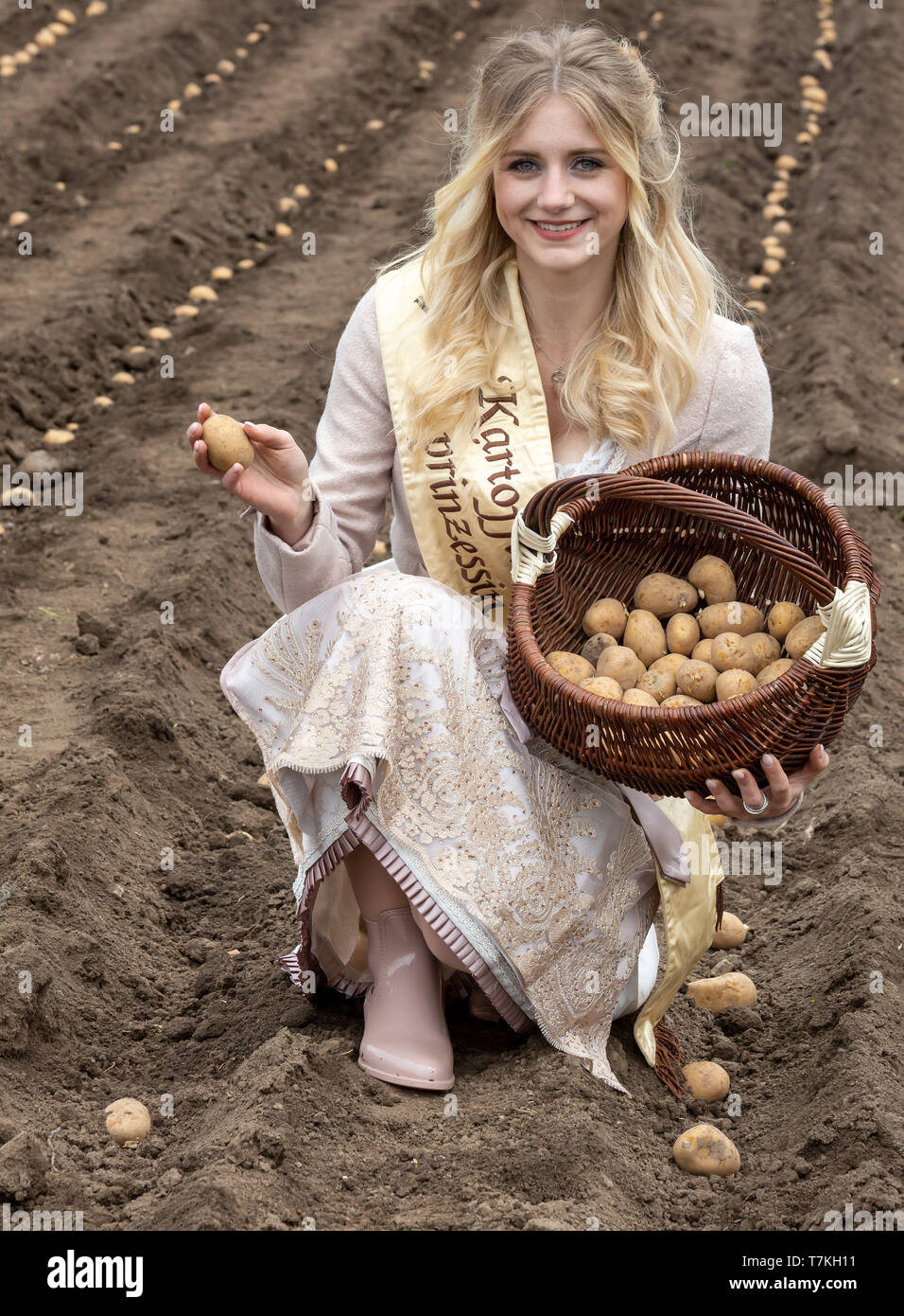 Potato princess hi-res stock photography and images - Alamy