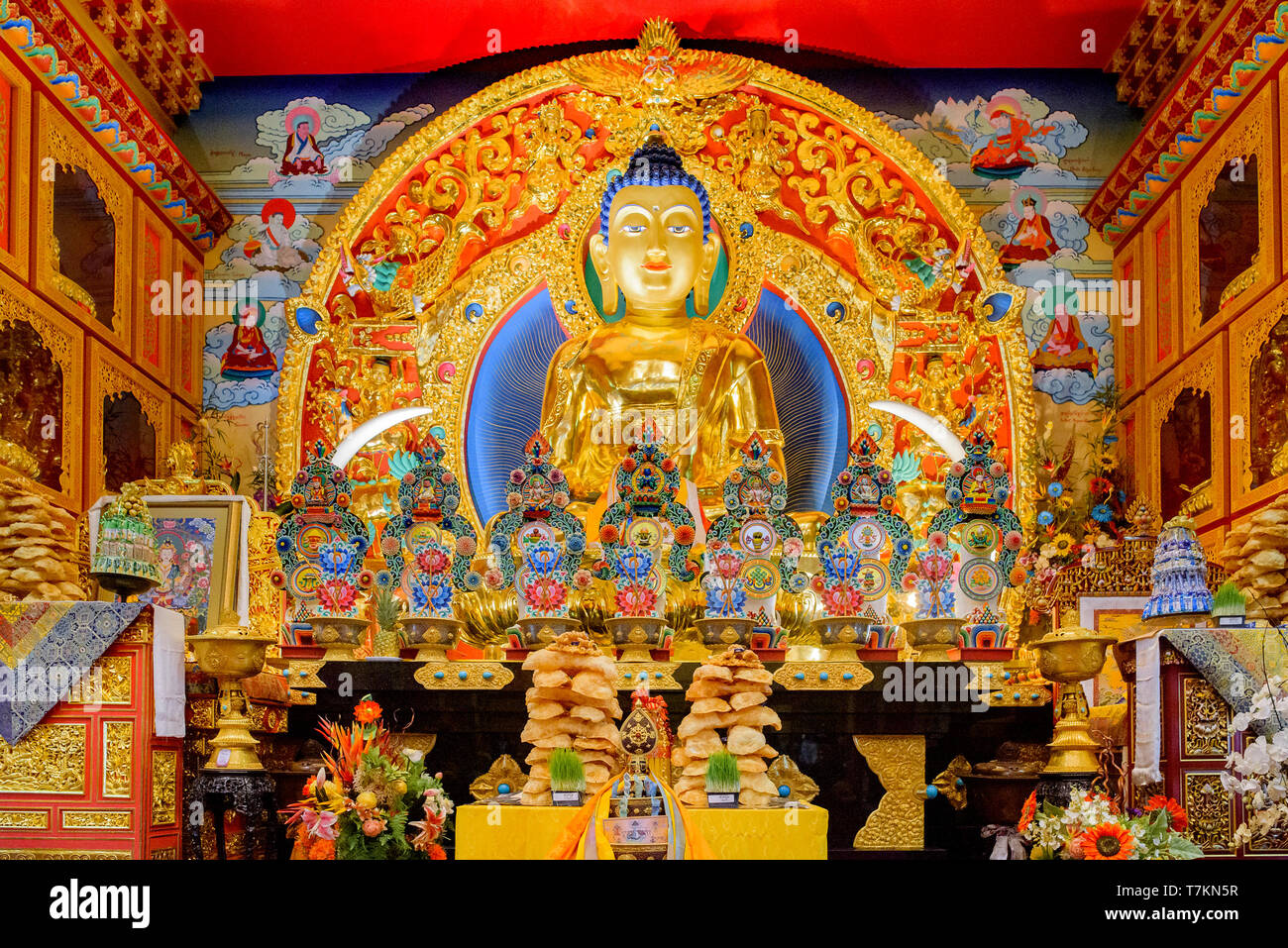 Tibetan New Year, Buddhist Festival, Losar, celebration at Thrangu ...