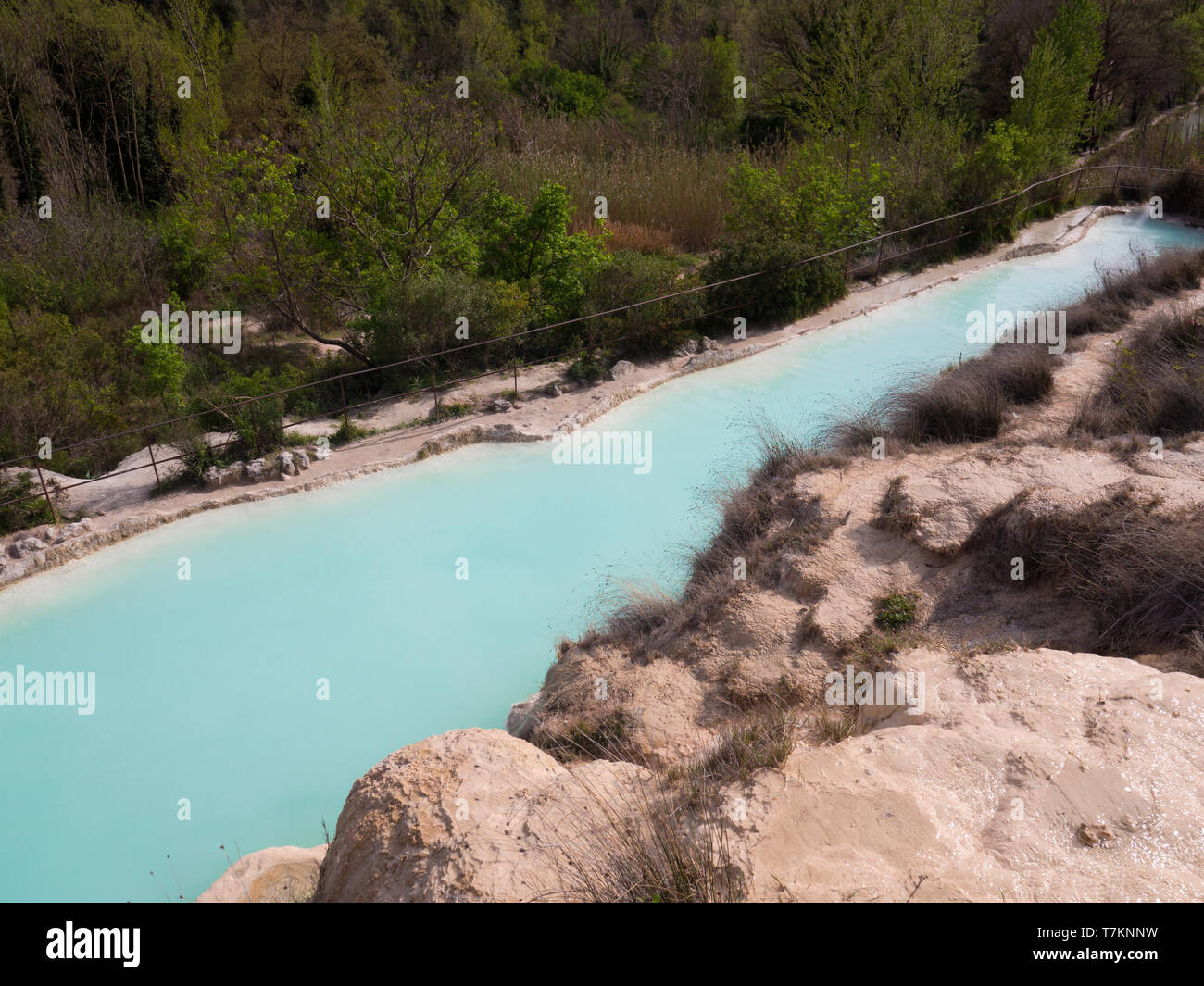 Natural swimming pool with thermal spring water in Bagno Vignoni, Italy ...