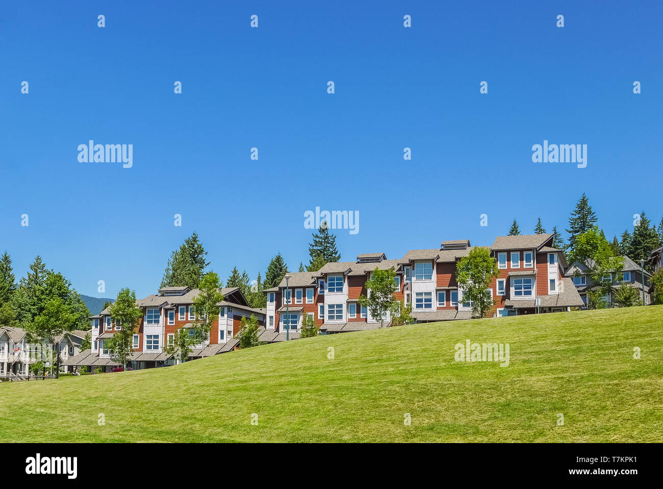 The blue house cluster hi-res stock photography and images - Alamy