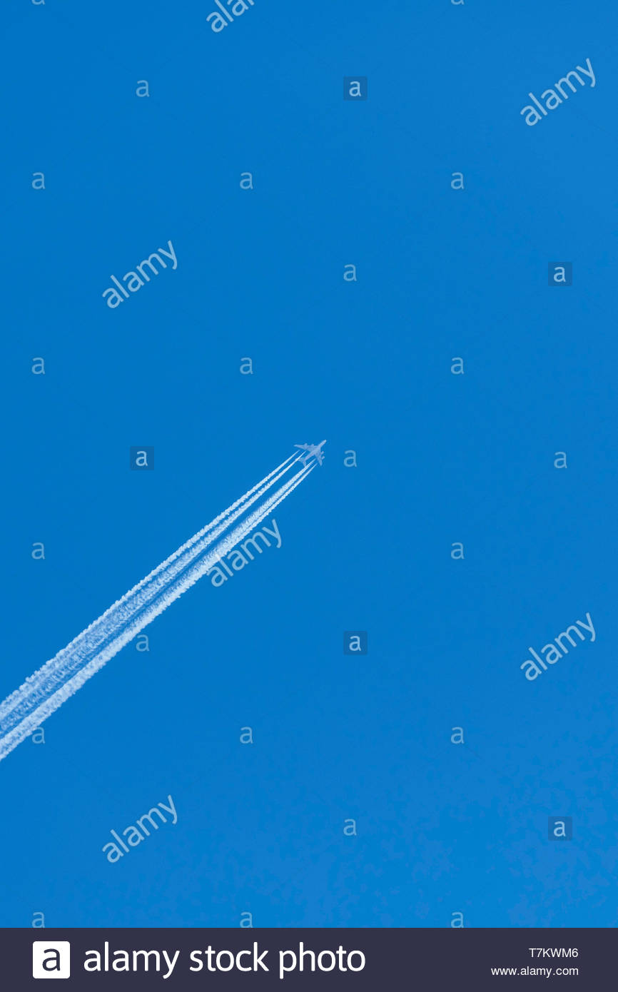 Airplane Exhaust High Resolution Stock Photography and Images - Alamy