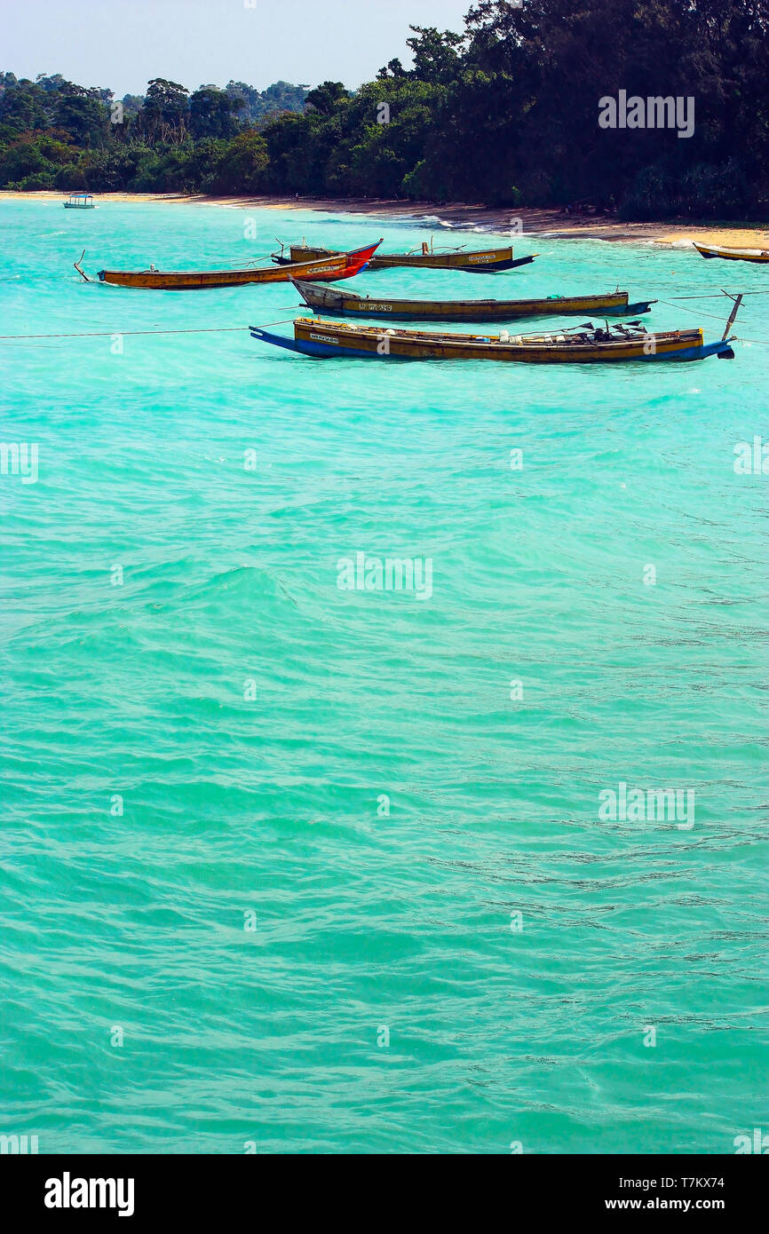 Indian fishing boats hi-res stock photography and images - Alamy