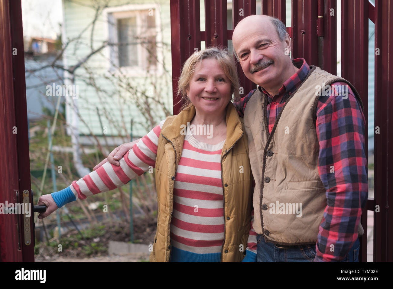 Senior male fence hi-res stock photography and images - Alamy
