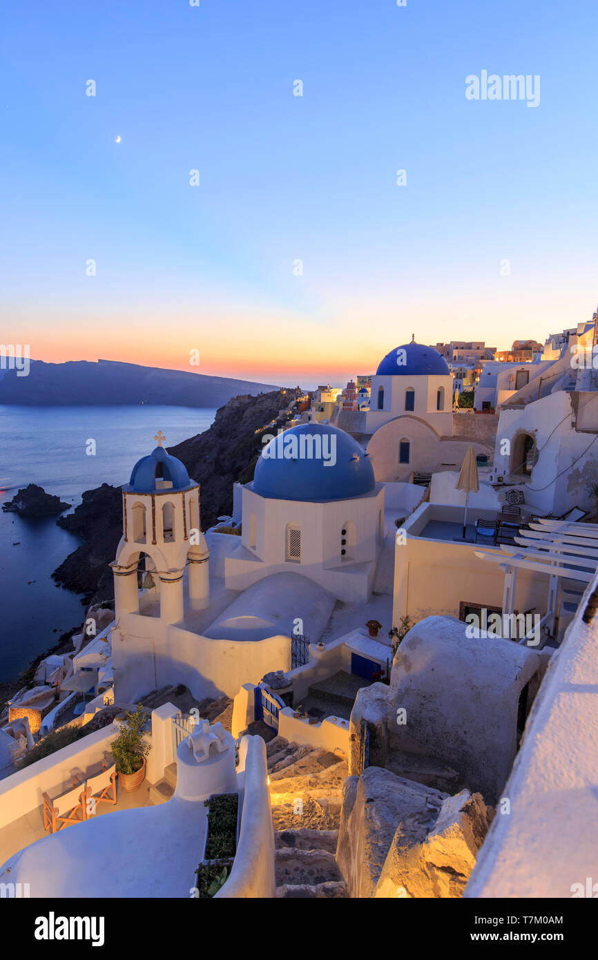 Caldera view villages santorini hi-res stock photography and images - Alamy