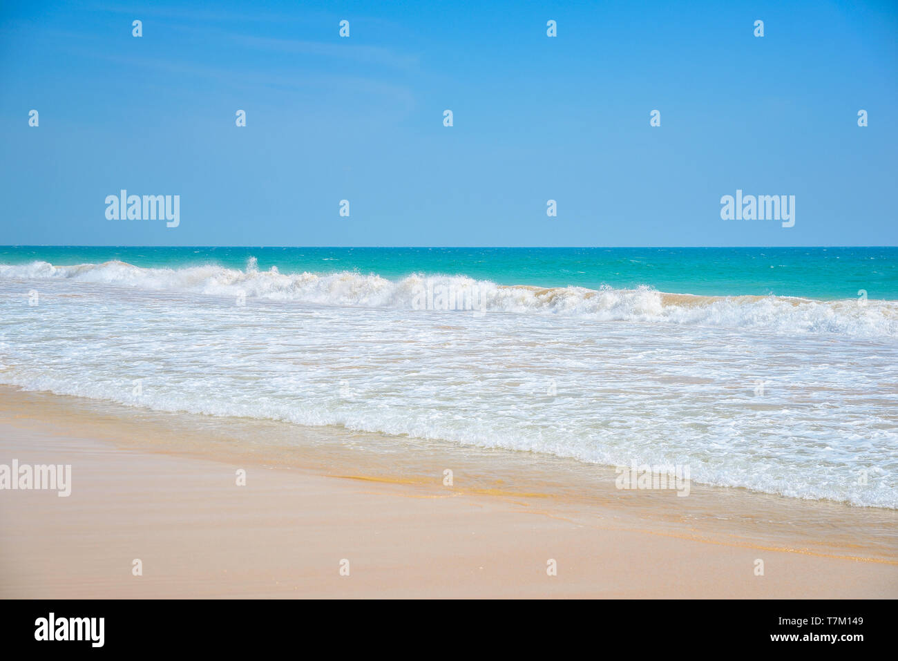 beautiful waves in the ocean Stock Photo - Alamy