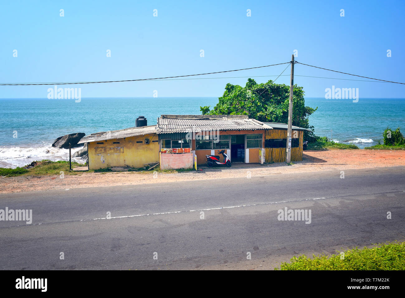 Primitive ocean hi-res stock photography and images - Alamy
