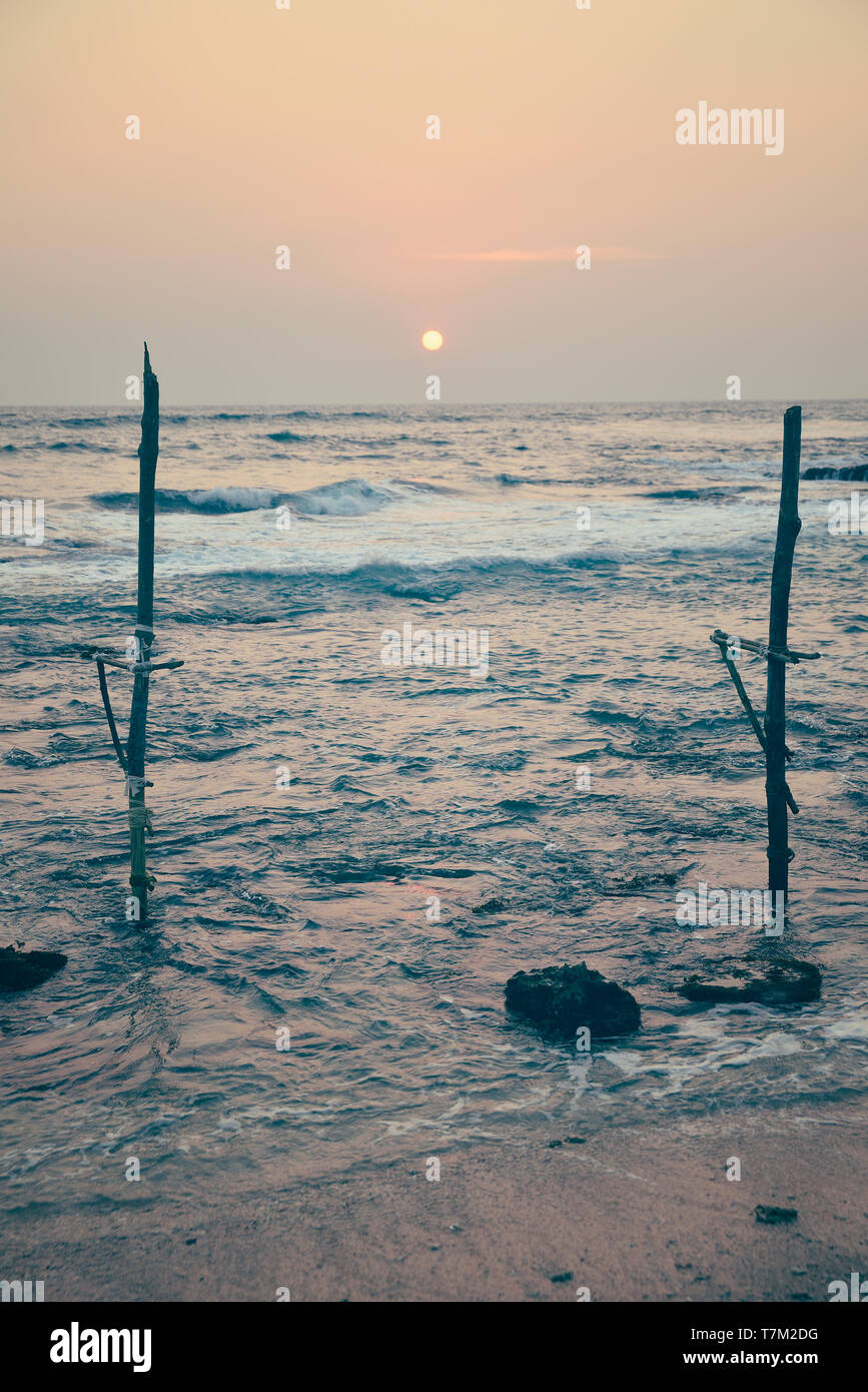 Ocean sunset sri lanka hi-res stock photography and images - Alamy