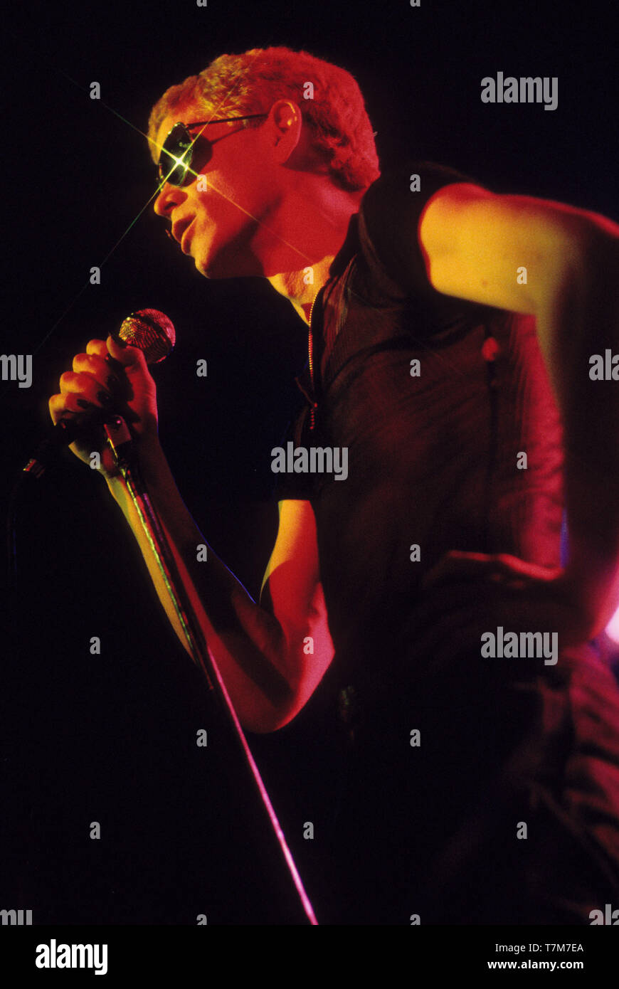 Lou reed 1973 hi-res stock photography and images - Alamy