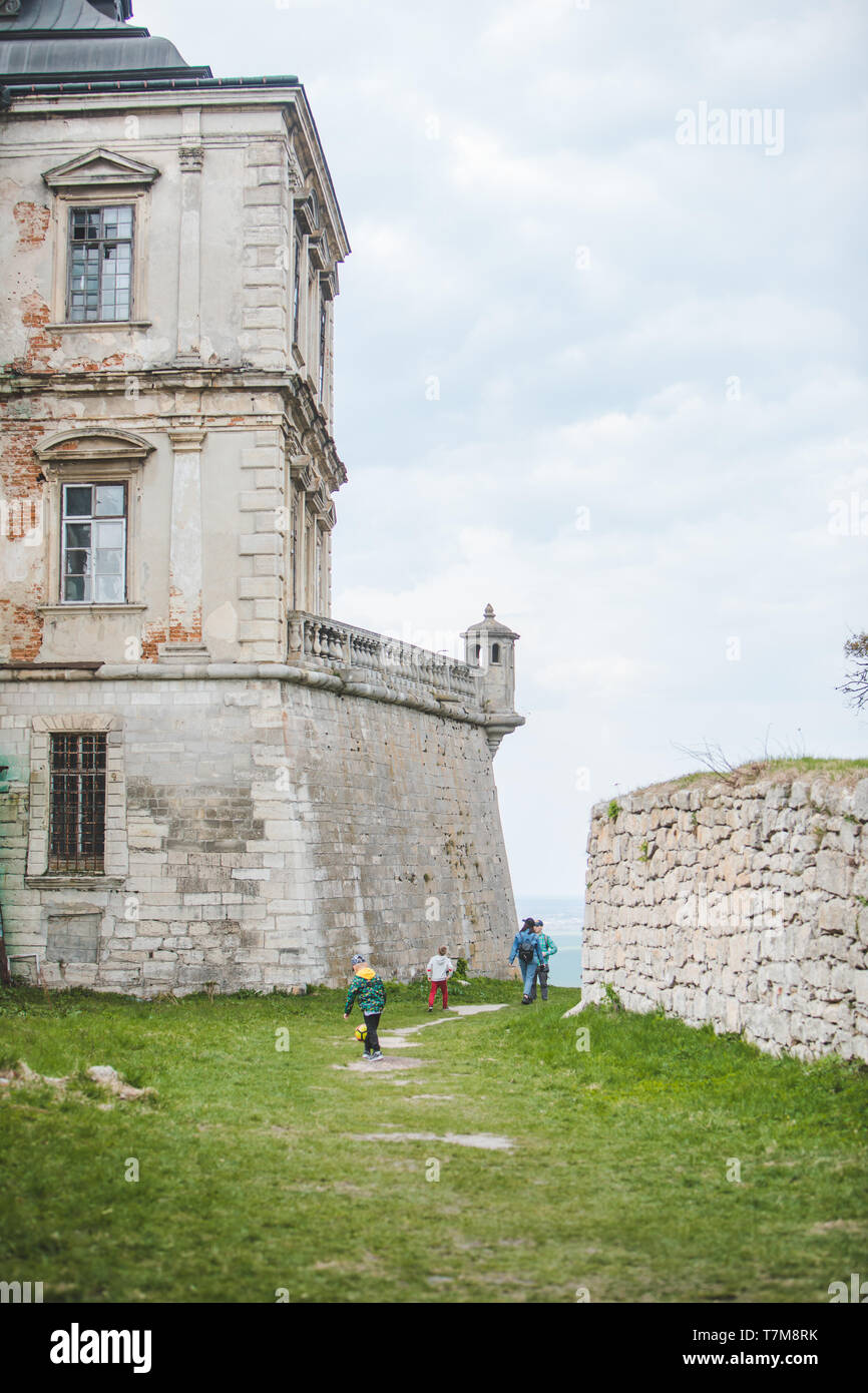 Family run castle hi-res stock photography and images - Alamy
