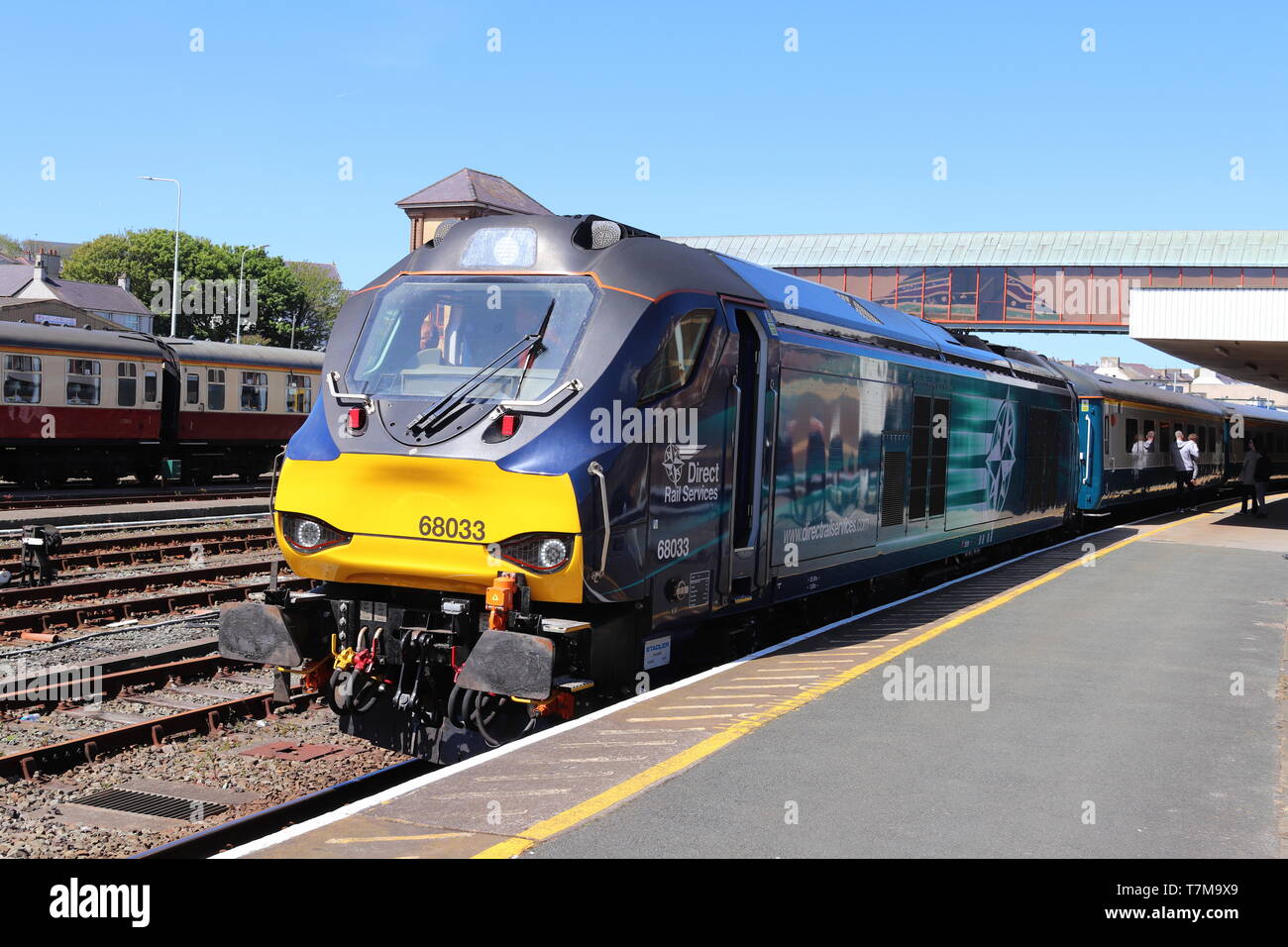 Class 68 locomotives hi-res stock photography and images - Alamy