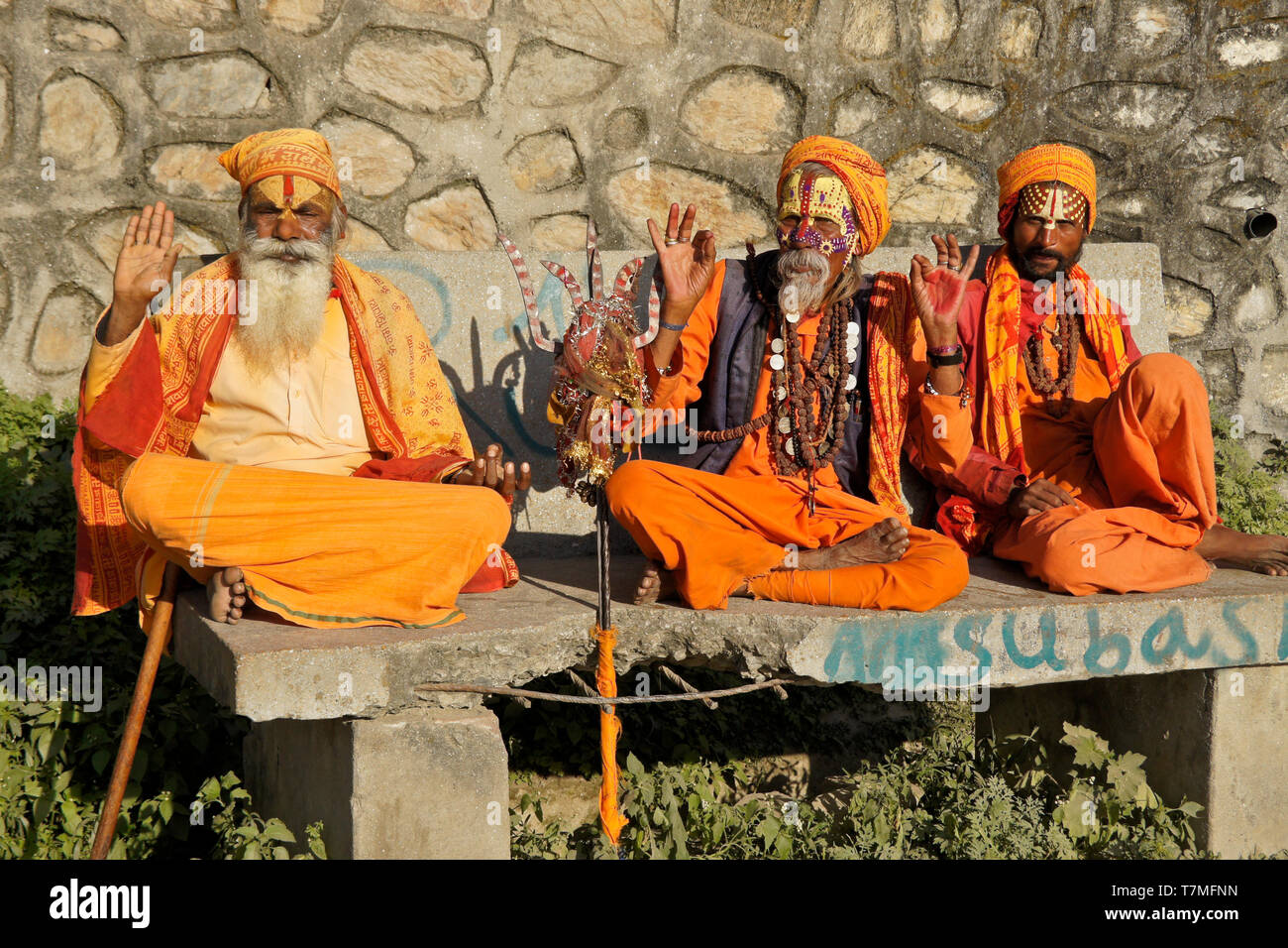 Sadhus in pashupatinath kathmandu kathmandu hi-res stock photography ...