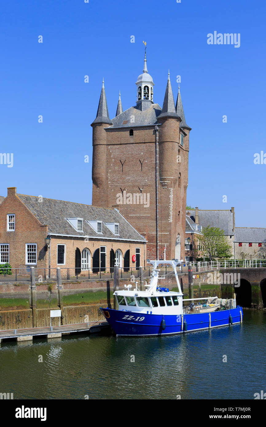 Fishing bridge visitor hi-res stock photography and images - Alamy