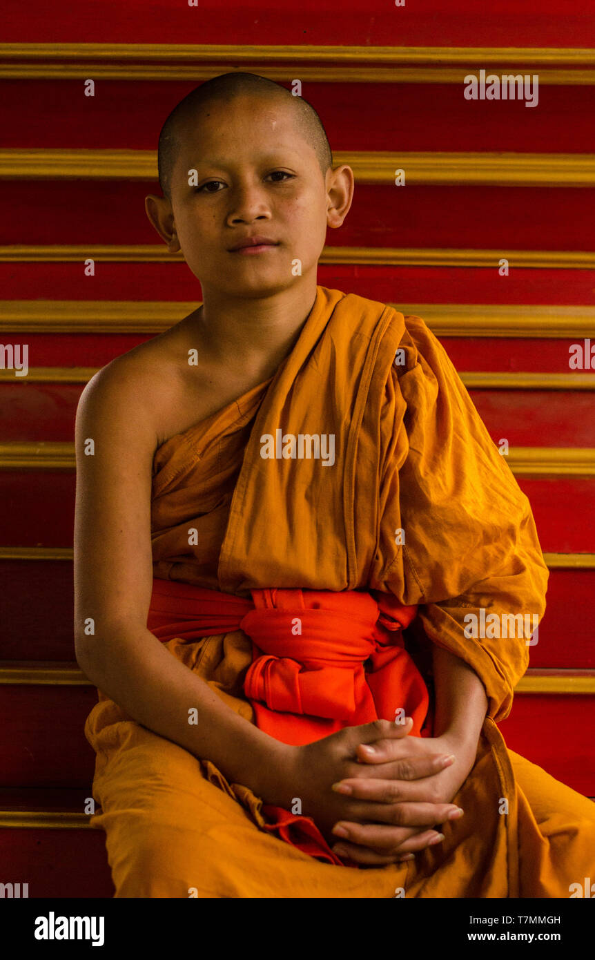 Novice prayers hi-res stock photography and images - Alamy