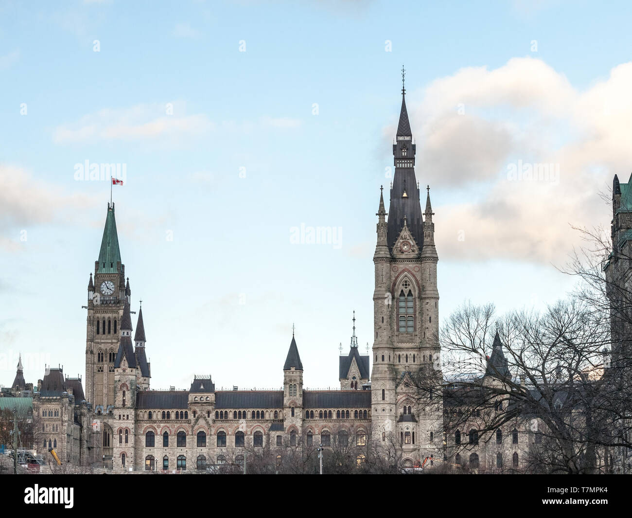 Monumental canadian flag canada hi-res stock photography and images - Alamy