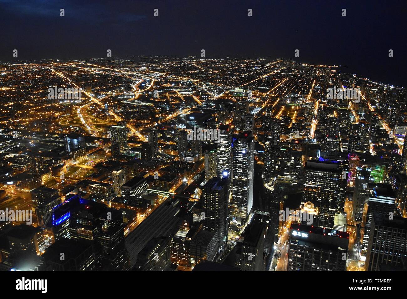 The view of Chicago from atop the Willis Tower, central Loop, Chicago ...