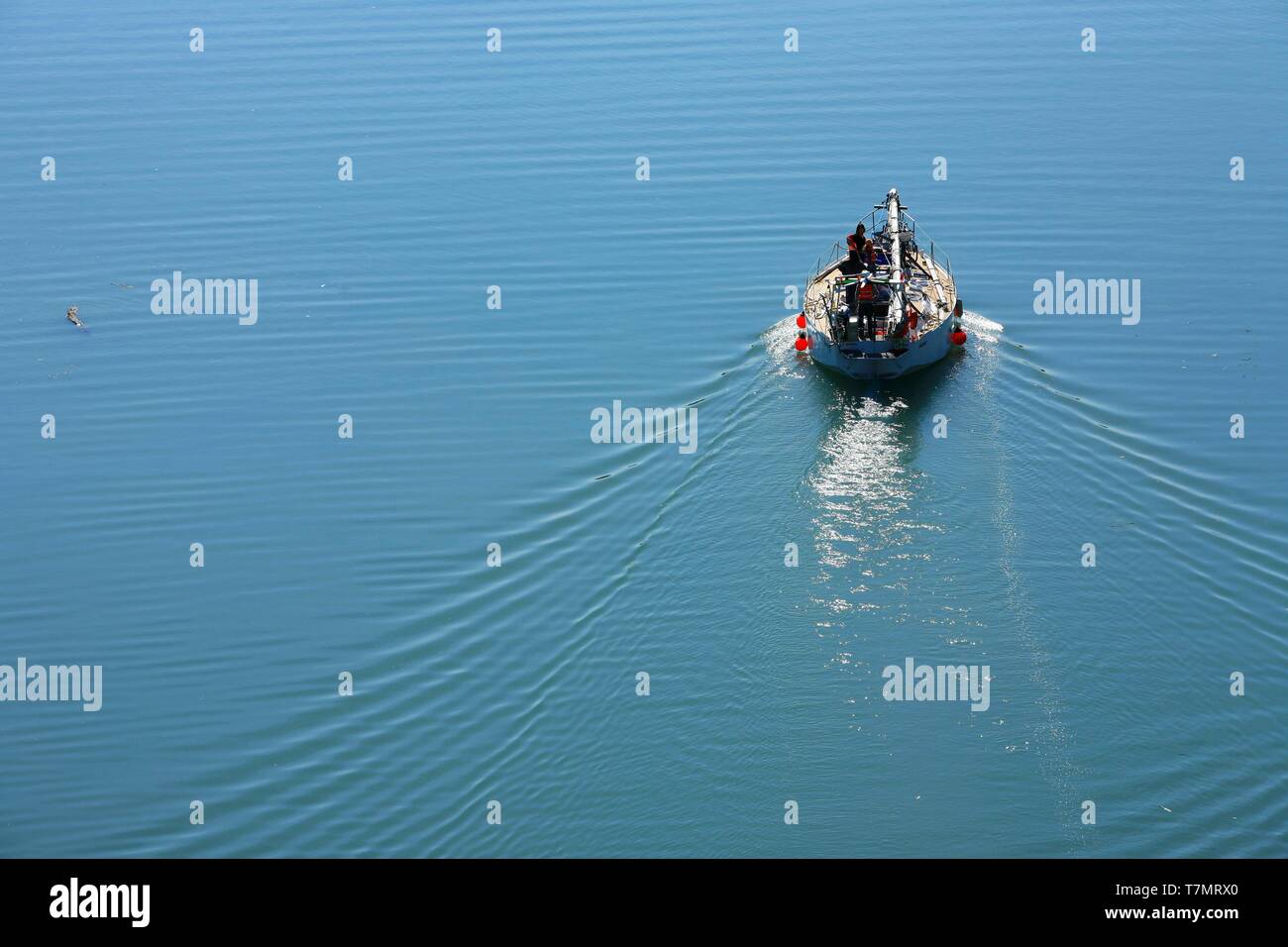 River lock lyon hi-res stock photography and images - Alamy