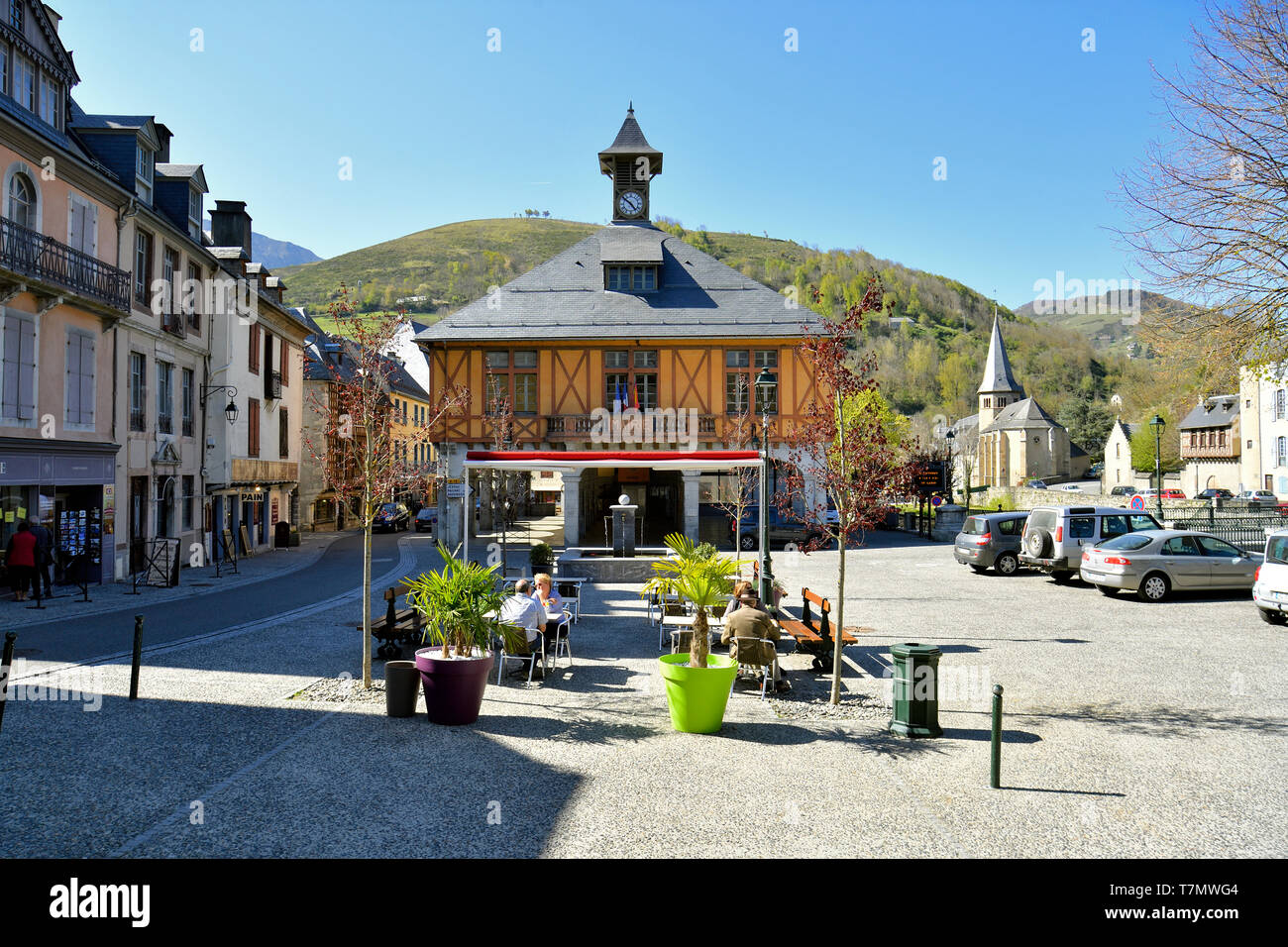Louron valley france hi-res stock photography and images - Alamy