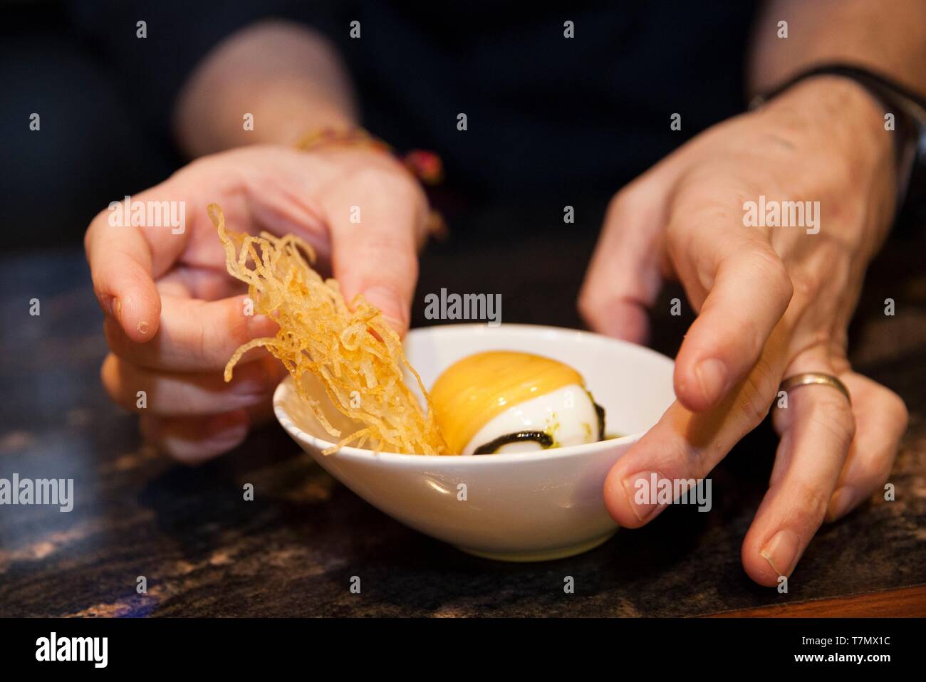Spain, Guipuzkoa, Bask Country, Fontarrabie, pintxos served at the Gran ...