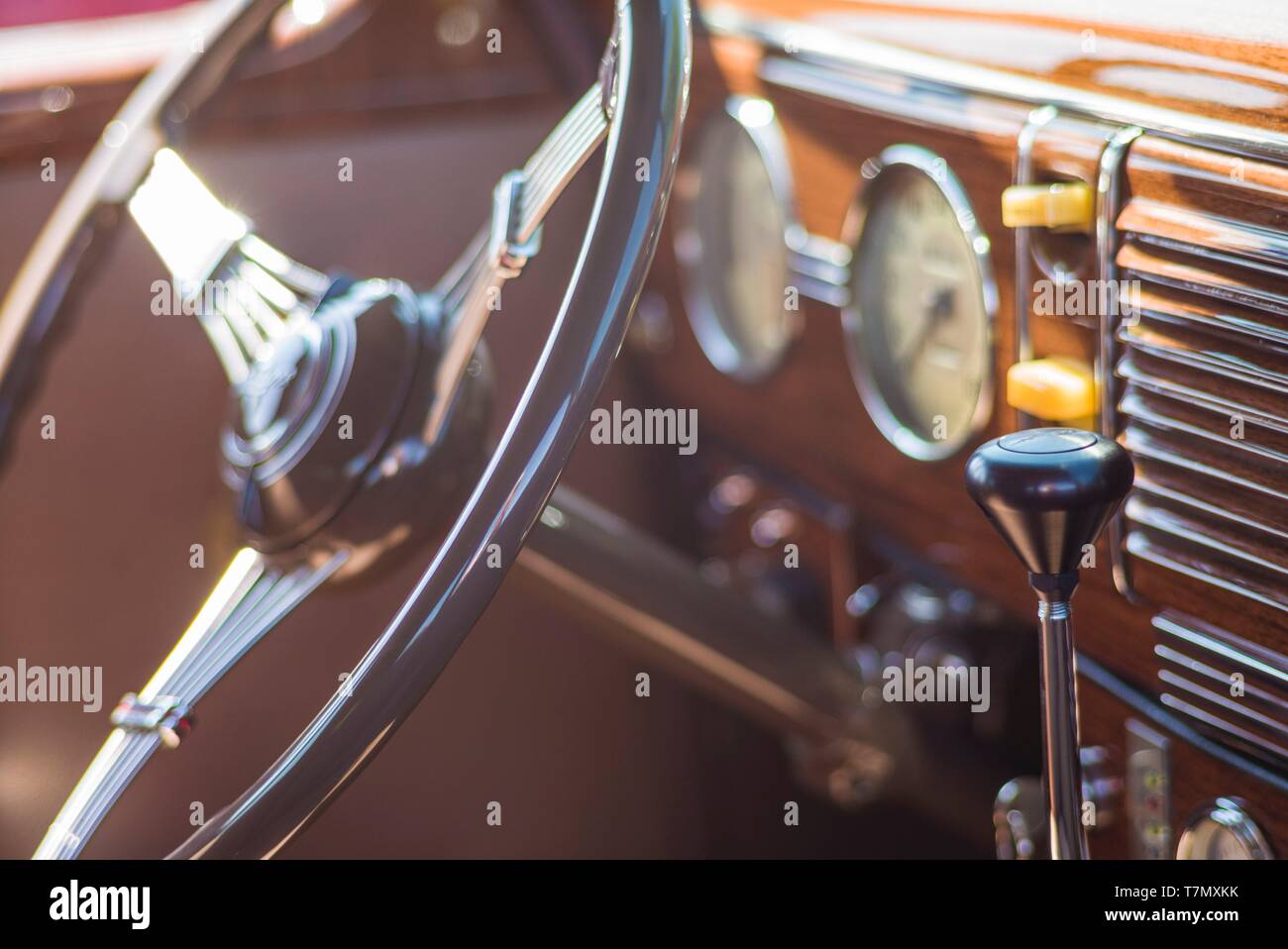 Classic hot rod interior hi-res stock photography and images - Alamy