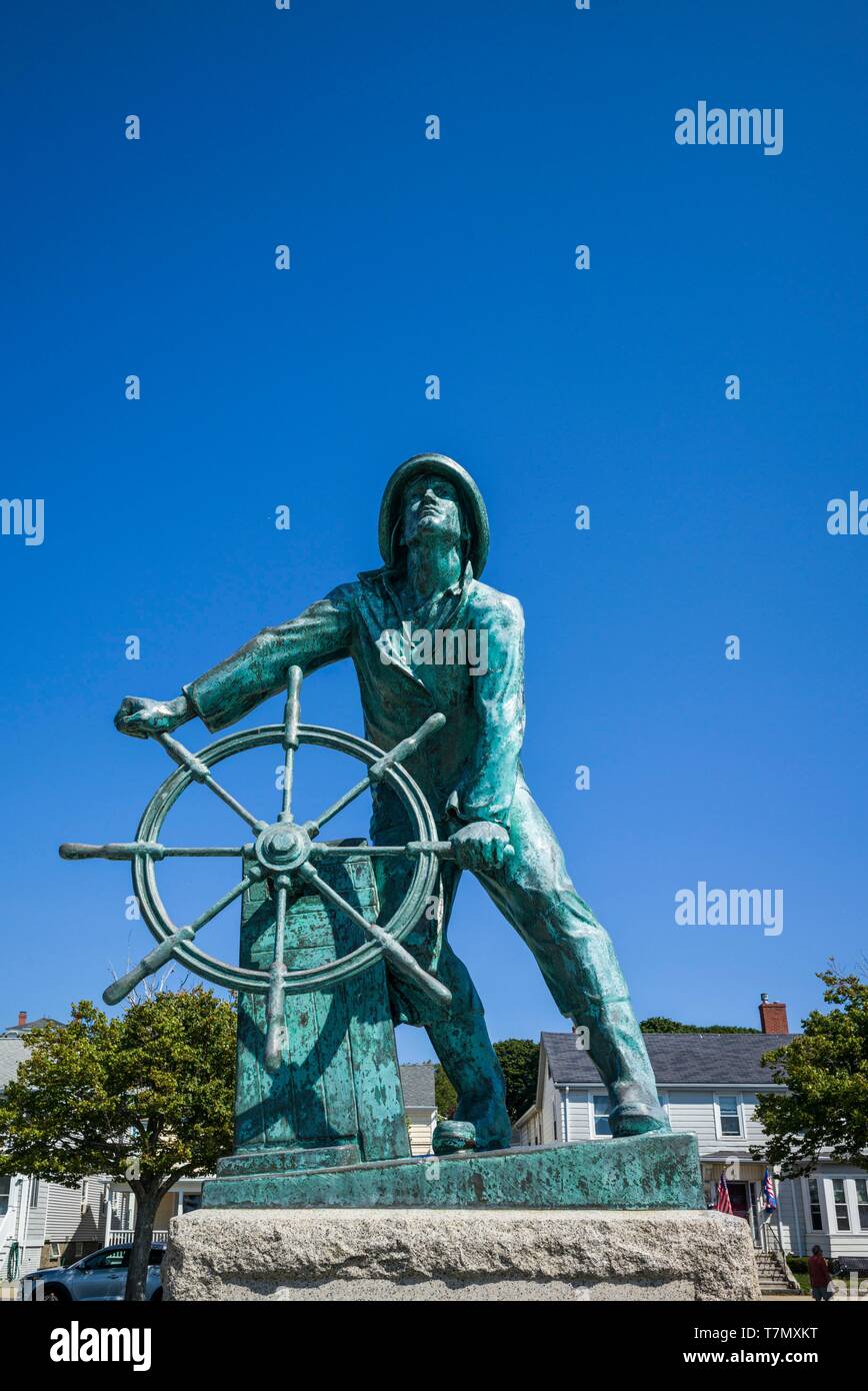 Man at the wheel statue gloucester hi-res stock photography and images ...