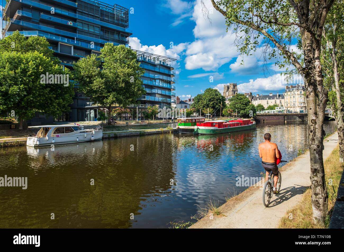 France, Ille-et-Vilaine, Rennes, Cap Mail, luxury apartment building ...