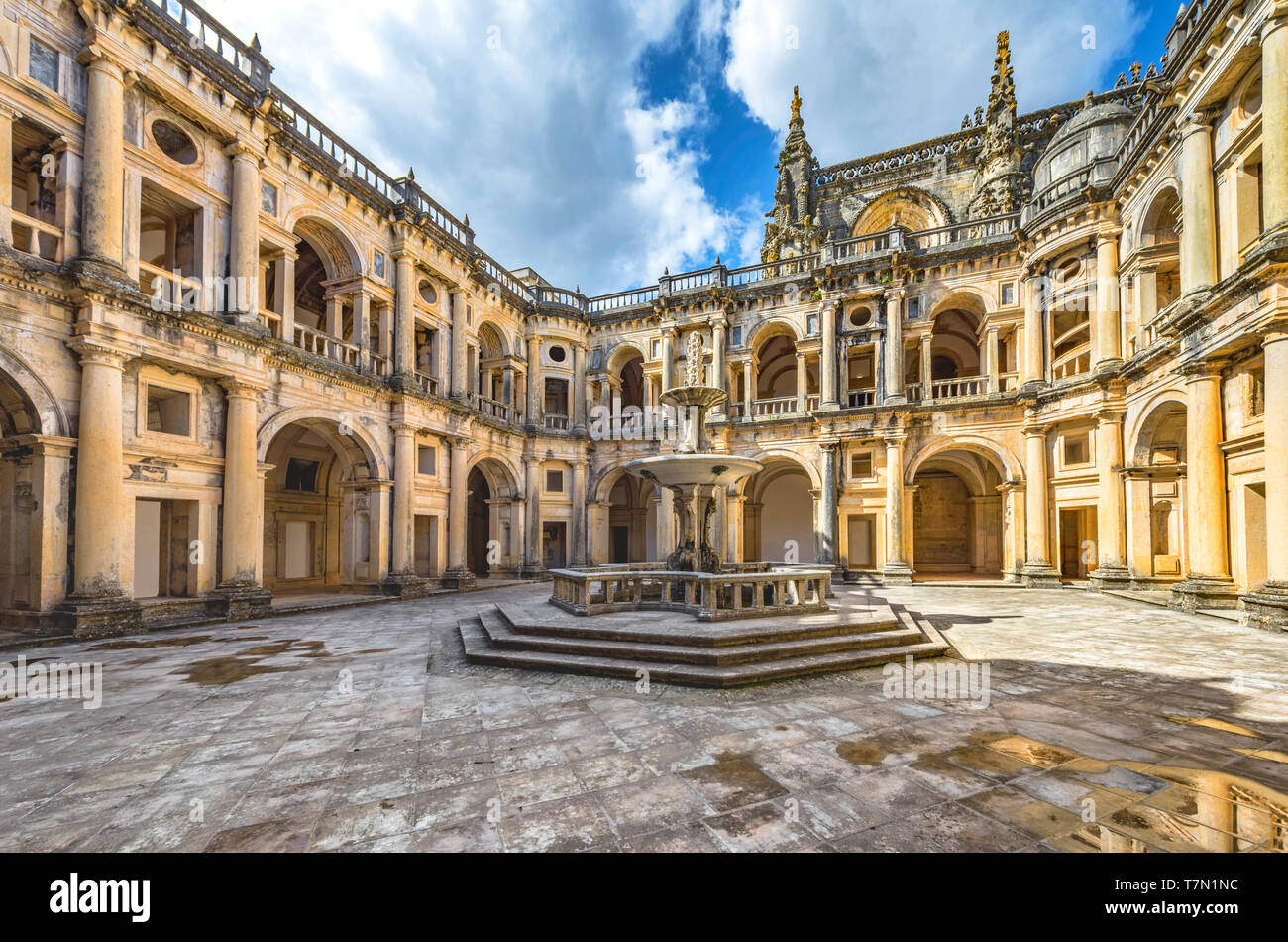 Courtyard gothic hi-res stock photography and images - Alamy