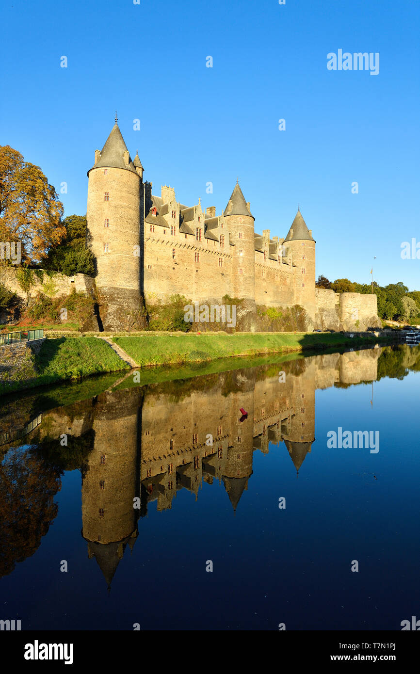 Castle palace of josselin hi-res stock photography and images - Alamy
