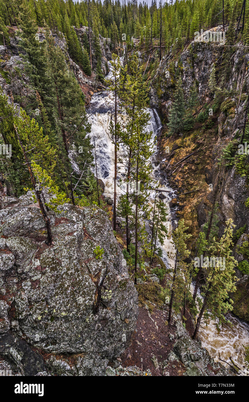 Divided Highway Sign Stock Photo - Alamy