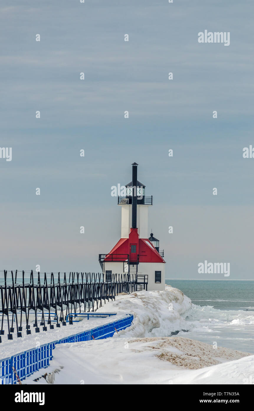 Divided Highway Sign Stock Photo - Alamy