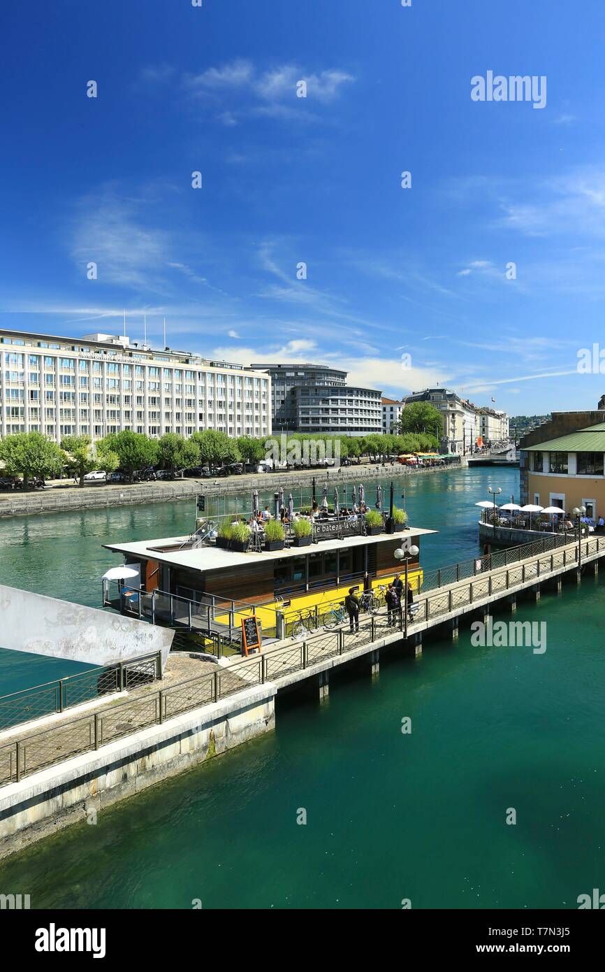 Switzerland vertical hi-res stock photography and images - Alamy