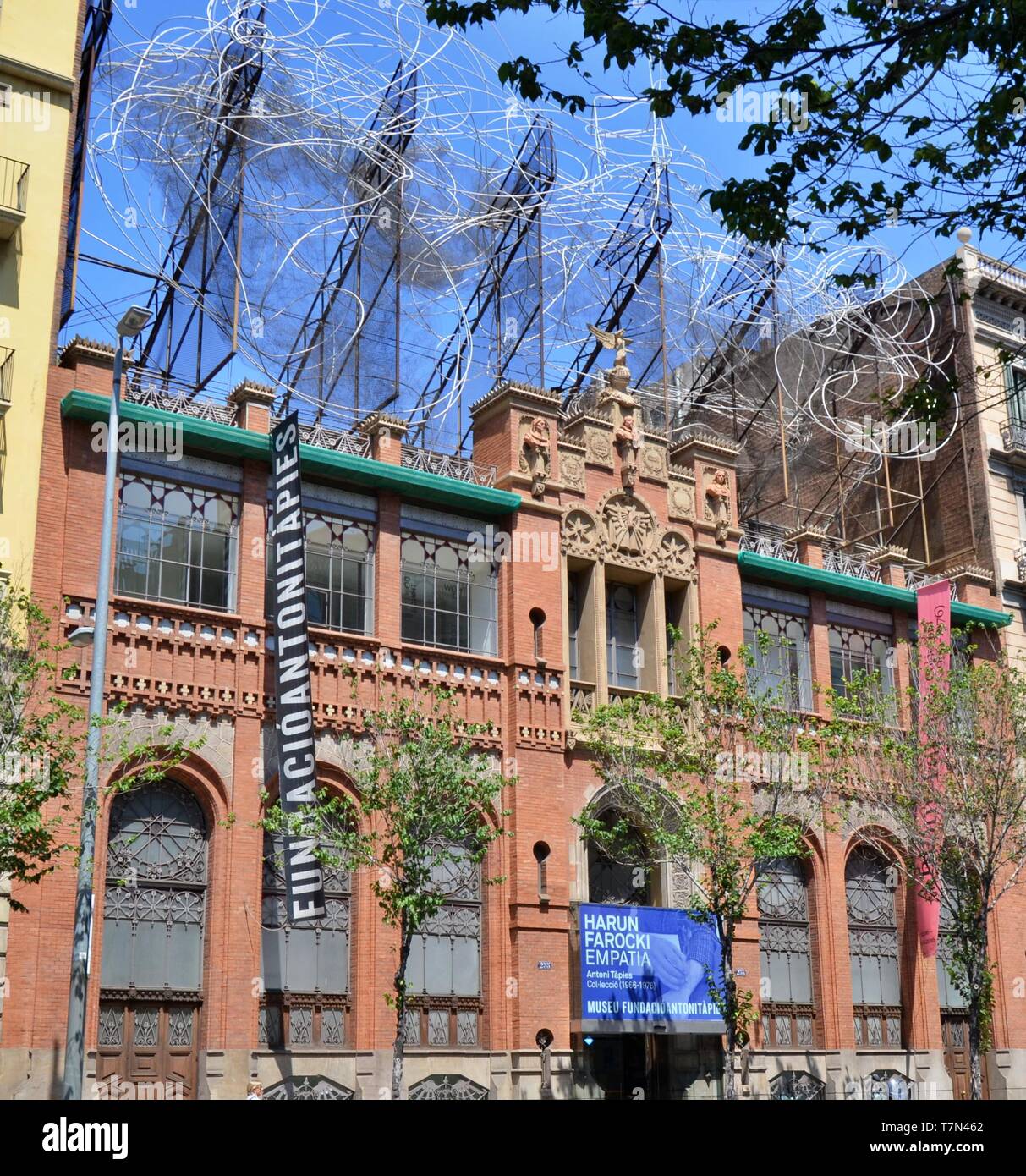Antoni Tàpies Museu: Fondation Antoni Tàpies Tarif – NMXBLO