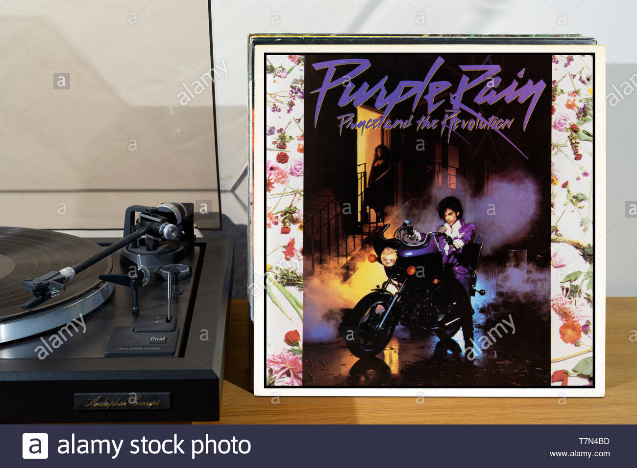 Prince Singer 1980s High Resolution Stock Photography and Images - Alamy
