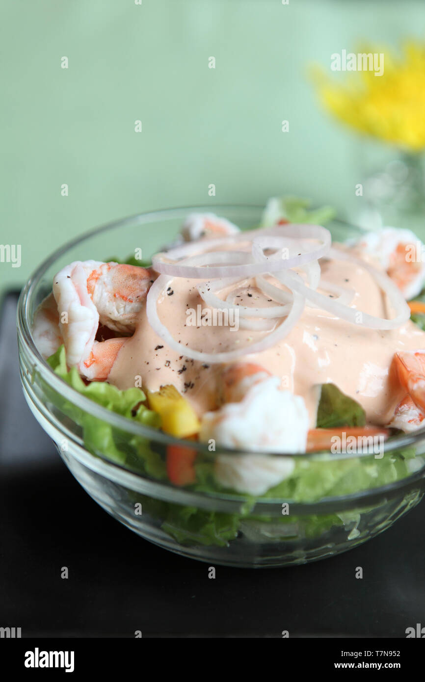 King prawn cocktail appetizer hi-res stock photography and images - Alamy