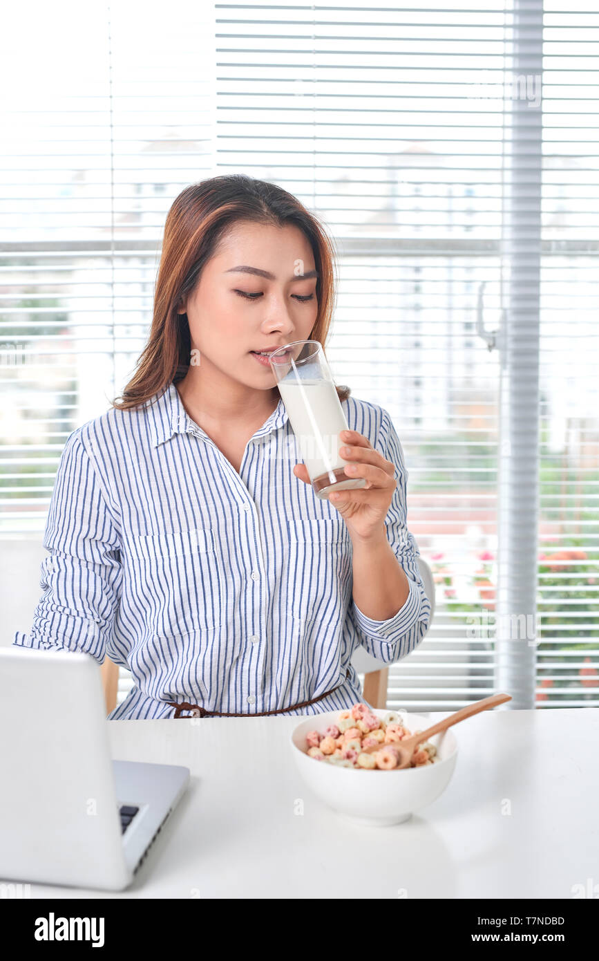 Cereal milk shake hi-res stock photography and images - Alamy