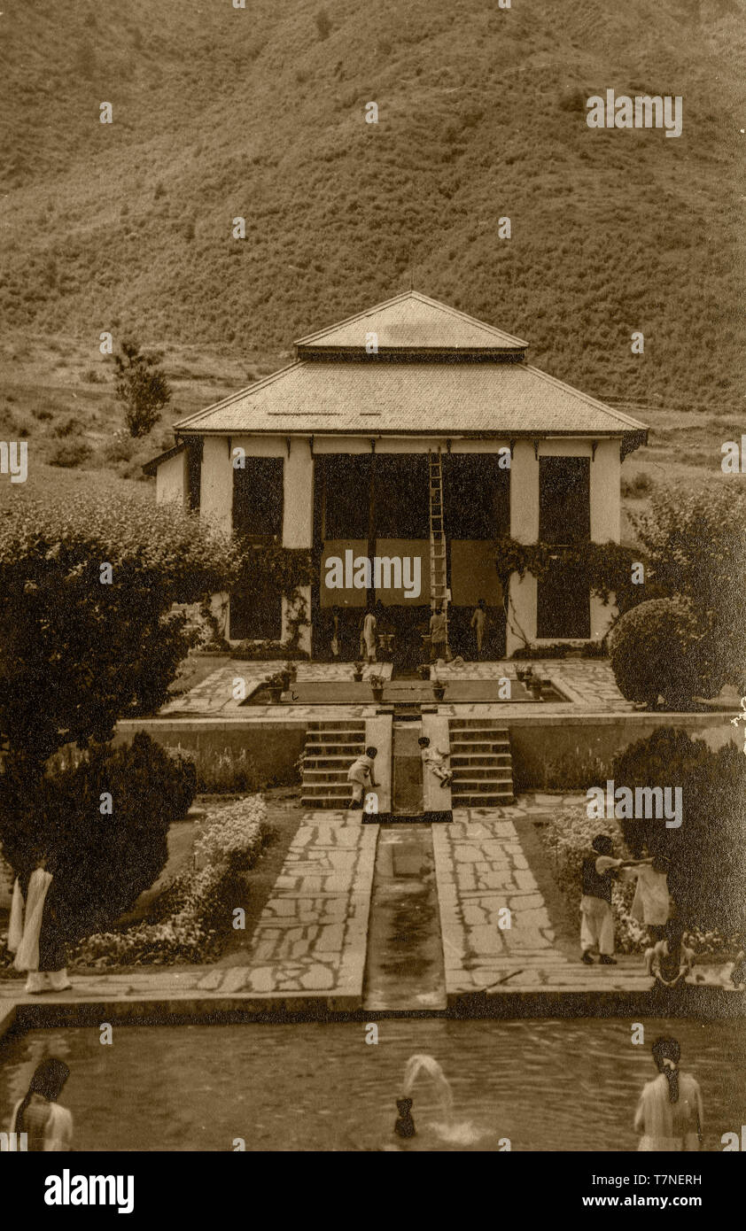 Chashme shahi mughal gardens srinagar hi-res stock photography and ...