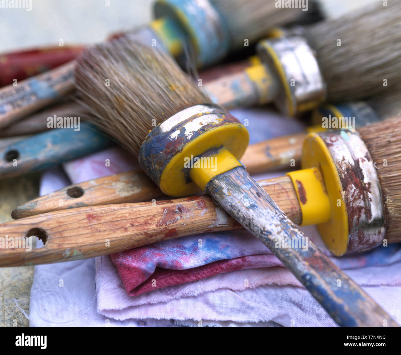 Large brushes hi-res stock photography and images - Alamy