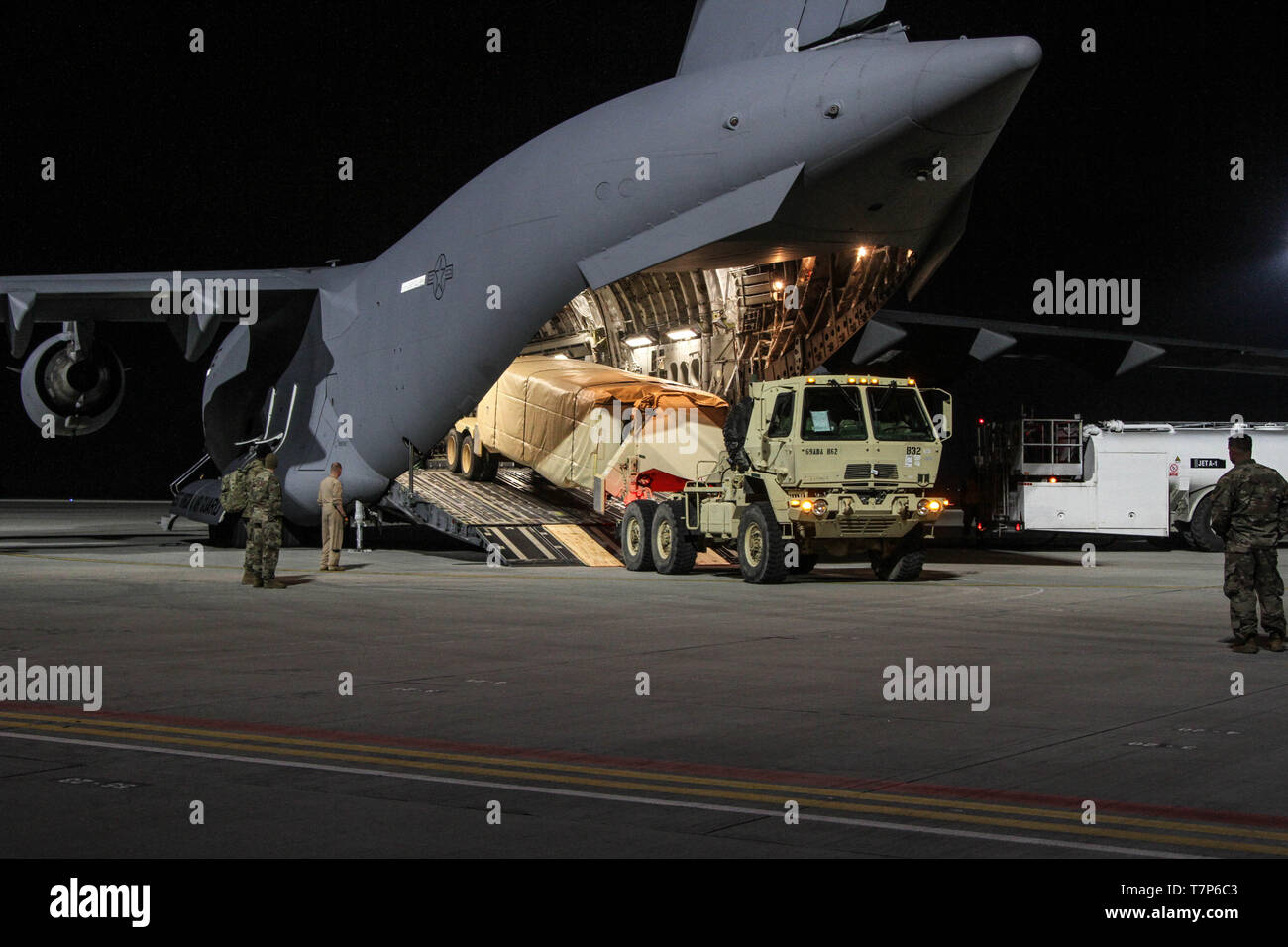 American troops offload a Terminal High Altitude Area Defense (THAAD ...