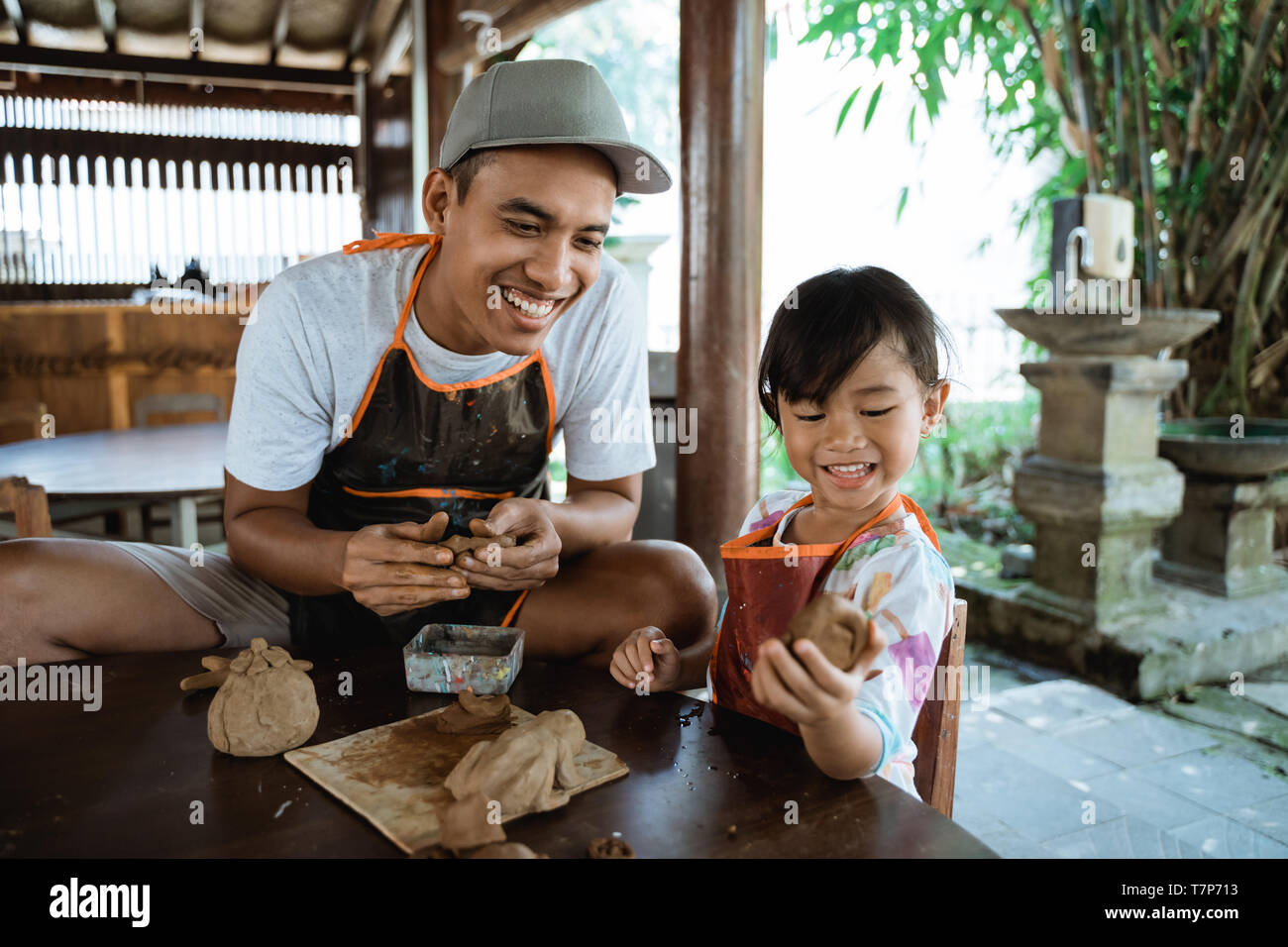 Traditional child father working hi-res stock photography and images ...