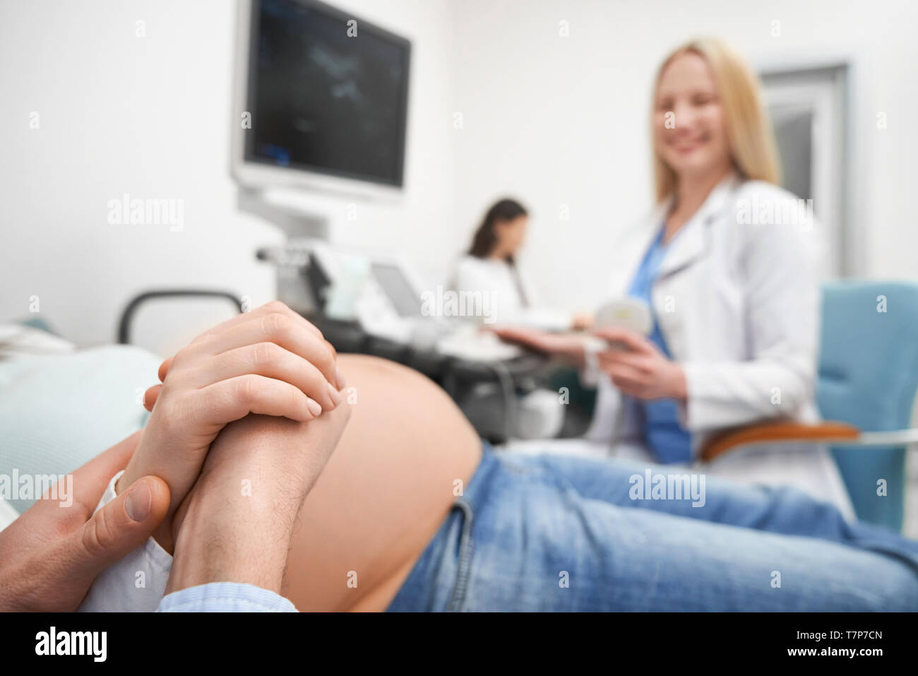 Focus ultrasound hi-res stock photography and images - Alamy