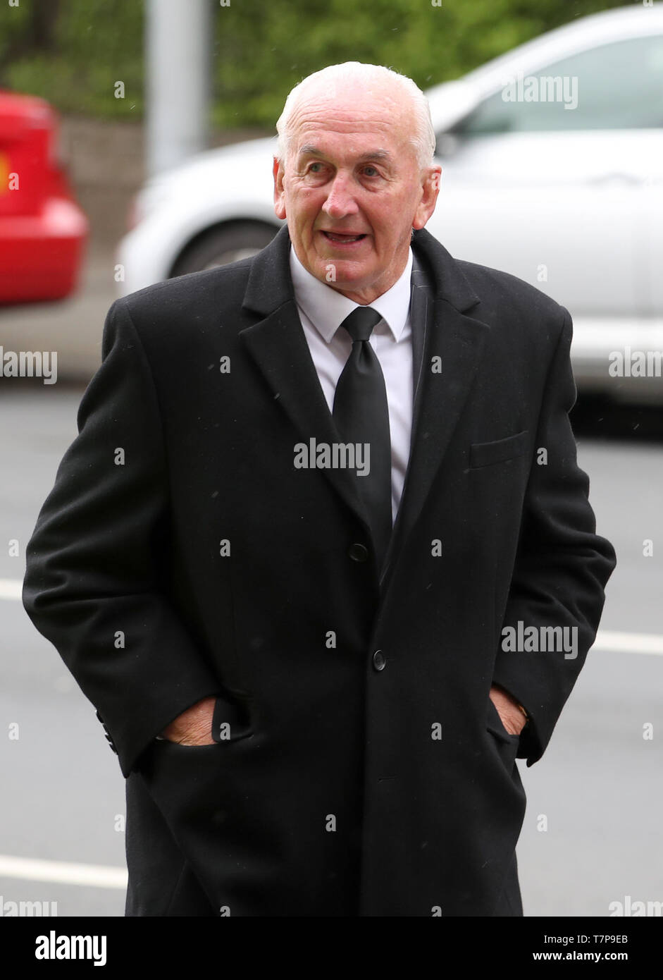 Former rangers goalkeeper peter mccloy hi-res stock photography and ...